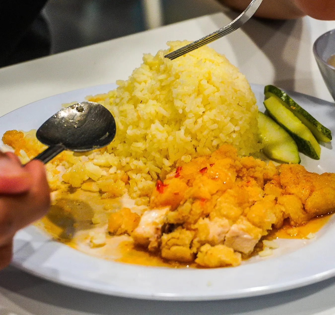 Nasi ayam yang best di Lotus Mutiara Rini | Galeri disiarkan oleh Johor ...