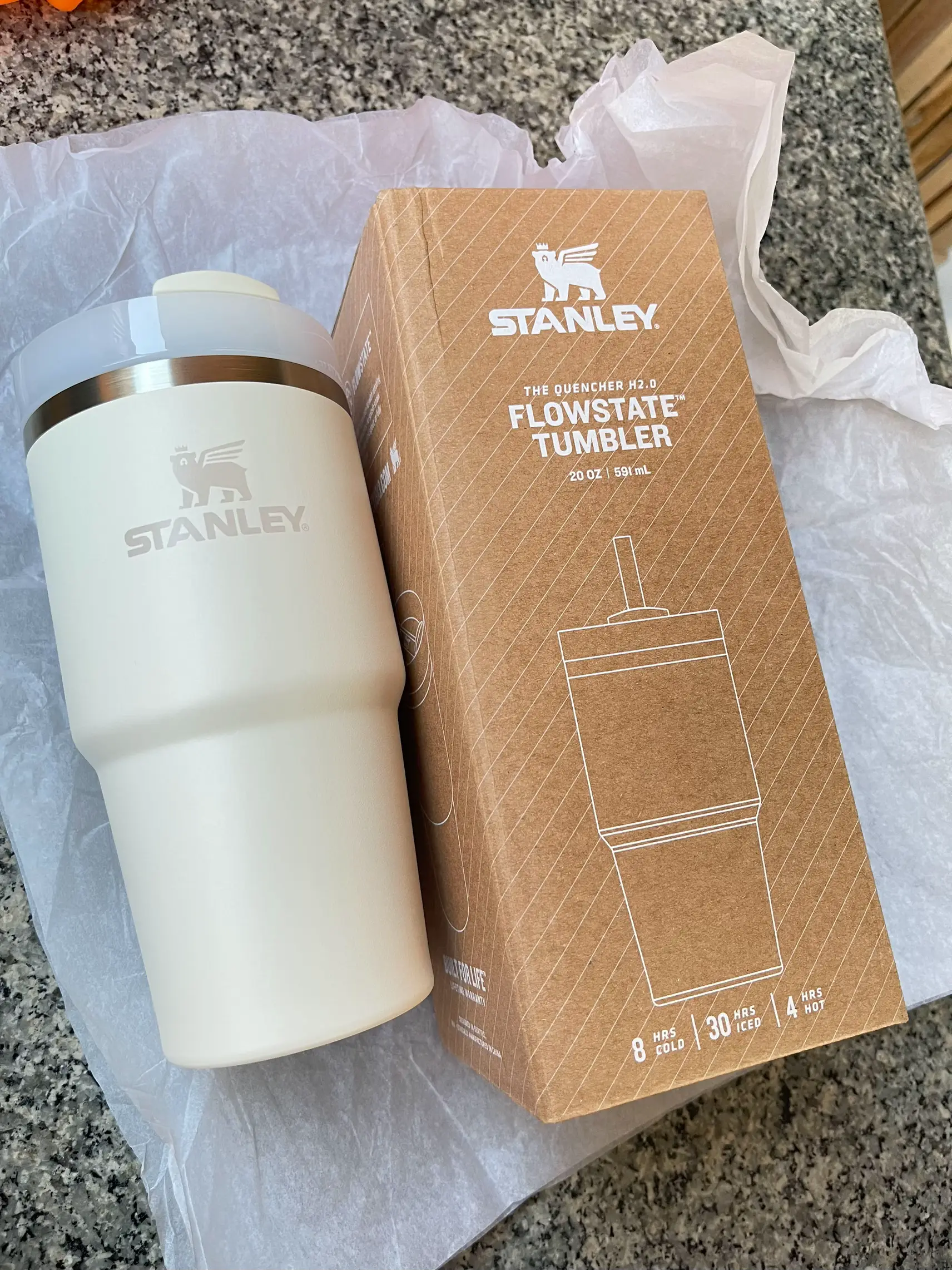 แก้วเก็บความเย็น STANLEY สีนี้ถูกใจมู้กกกกก 😍 | แกลเลอรีที่โพสต์โดย ...