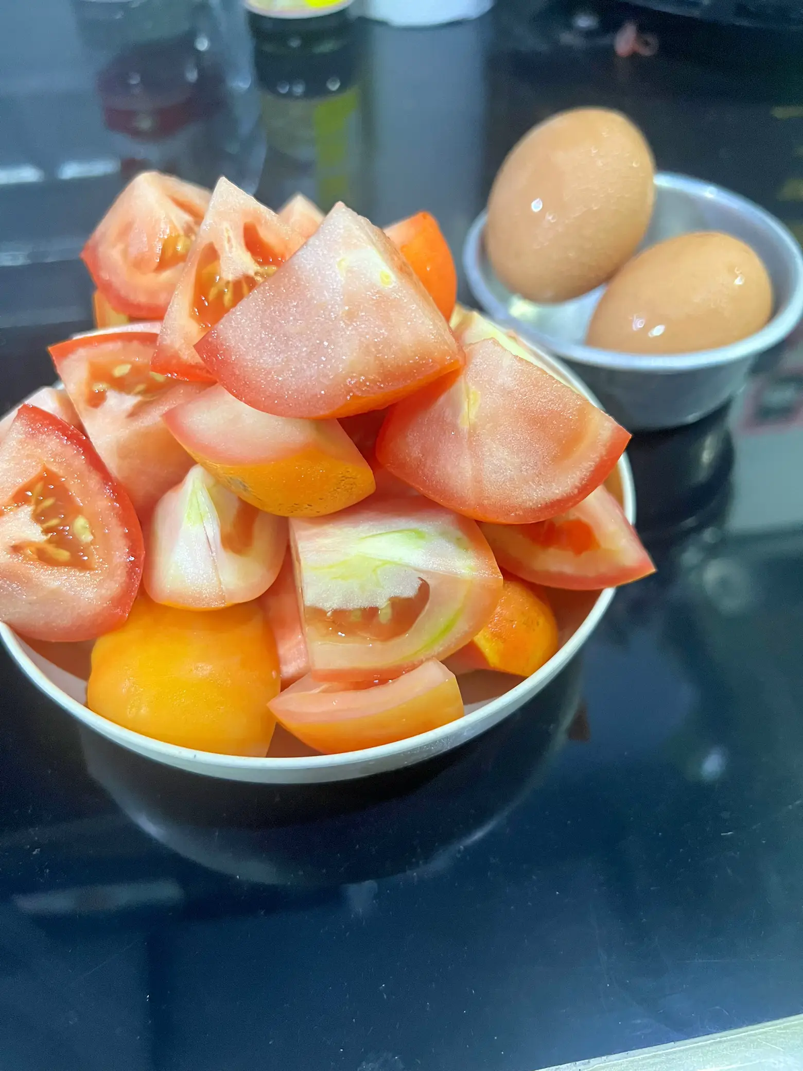 มะเขือเทศผัดไข่ | แกลเลอรีที่โพสต์โดย NooNun_Gan | Lemon8