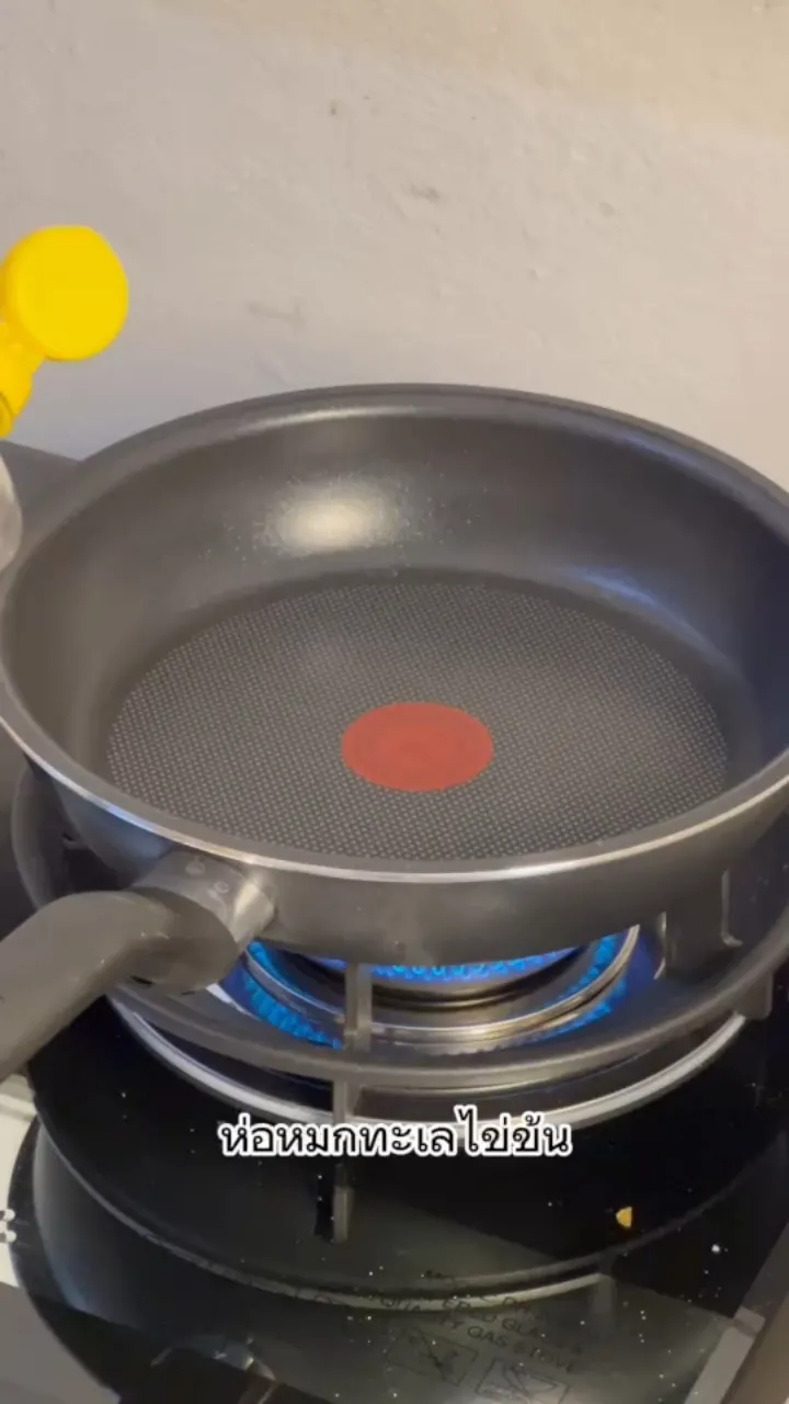 🦑🦐ห่อหมกทะเลใข่ข้น🦐🦑 กินกั | วิดีโอที่เผยแพร่โดย Chatchai Patiny | Lemon8