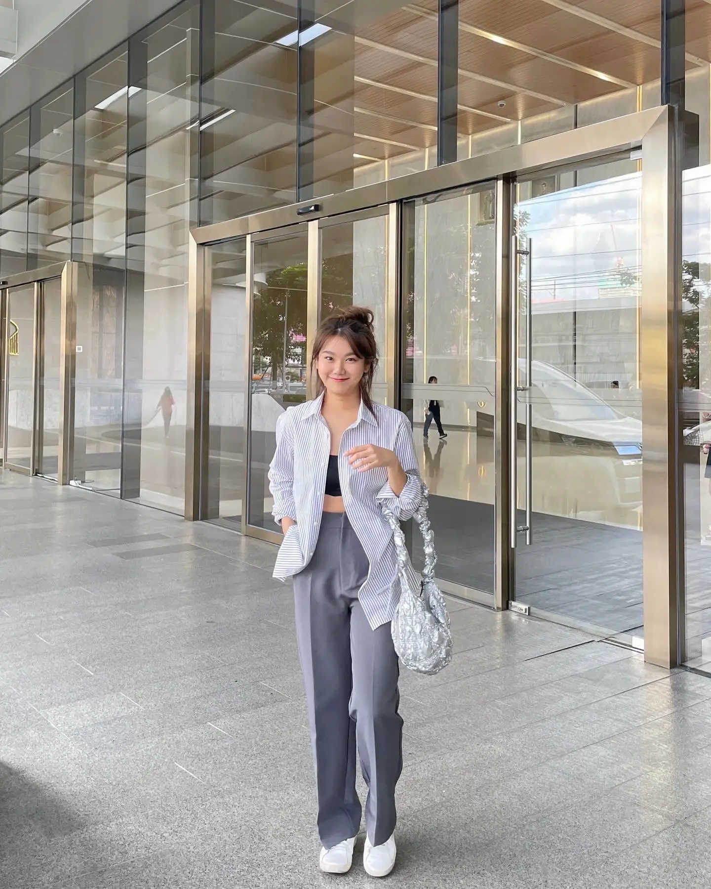 [วิวรีวิว | EP35] | แต่งตัวไปทำงานสาว E-commerce แบบงงๆ😂 | แกลเลอรีที่ ...