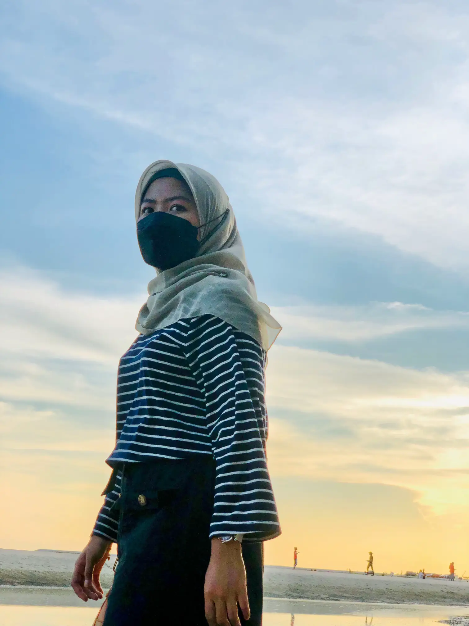 My Pose Ideas 💡 ️ | แกลเลอรีที่โพสต์โดย Nurul Huda | Lemon8