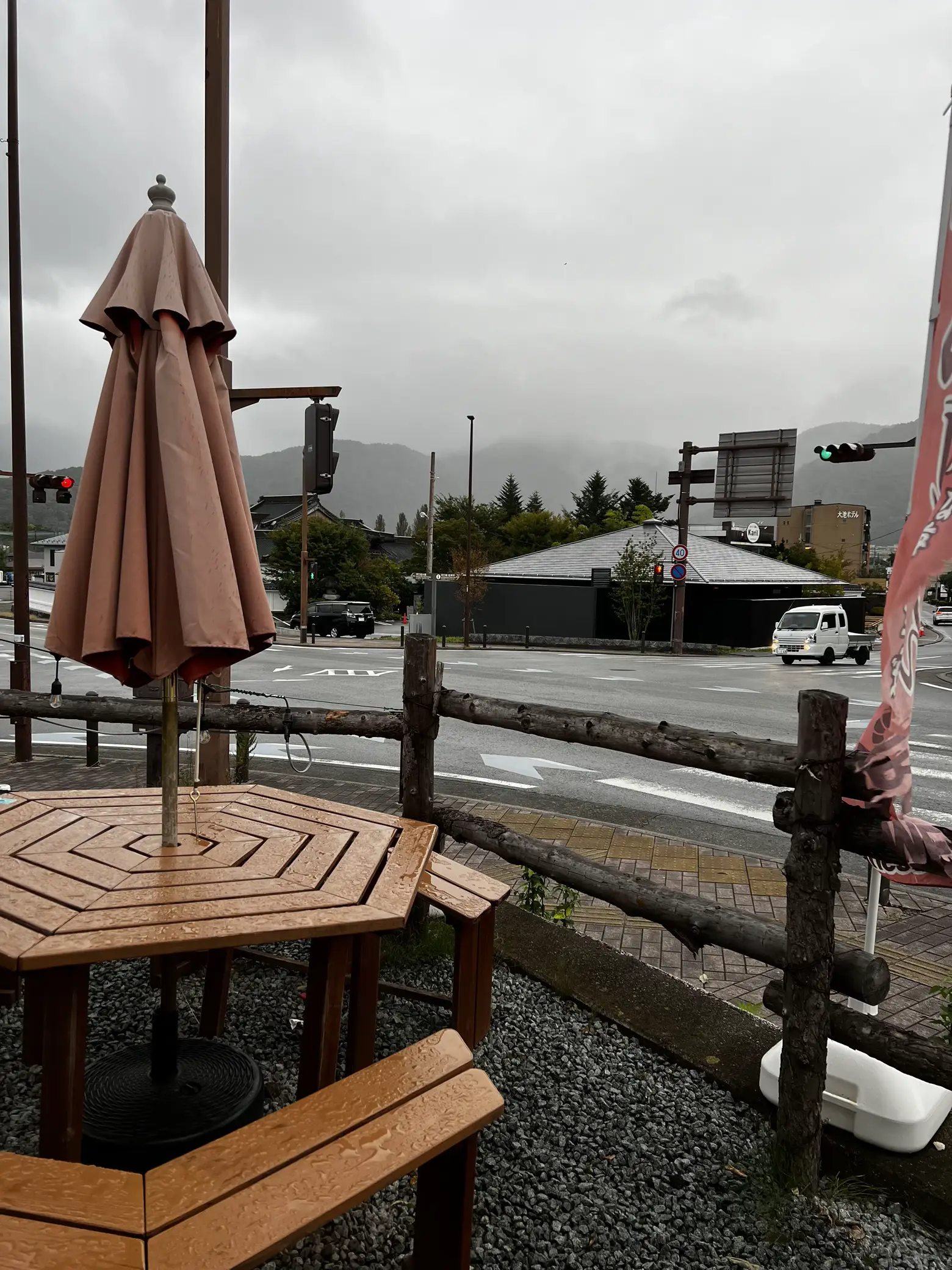 ไปฟูจิ 🗻 เดือนตุลา หน้าฝน🌧️ | แกลเลอรีที่โพสต์โดย Kamon | Lemon8