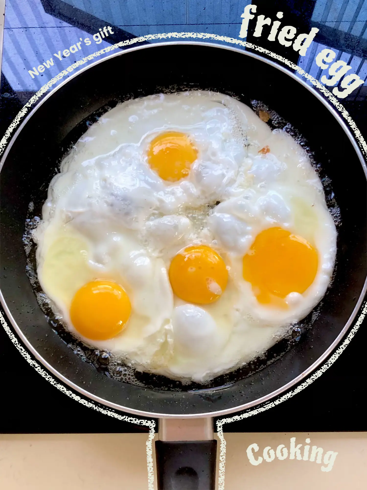 ควันหลงของขวัญปีใหม่ : ไข่ไก่ 1แผง 🍳 | แกลเลอรีที่โพสต์โดย Wanii | Lemon8