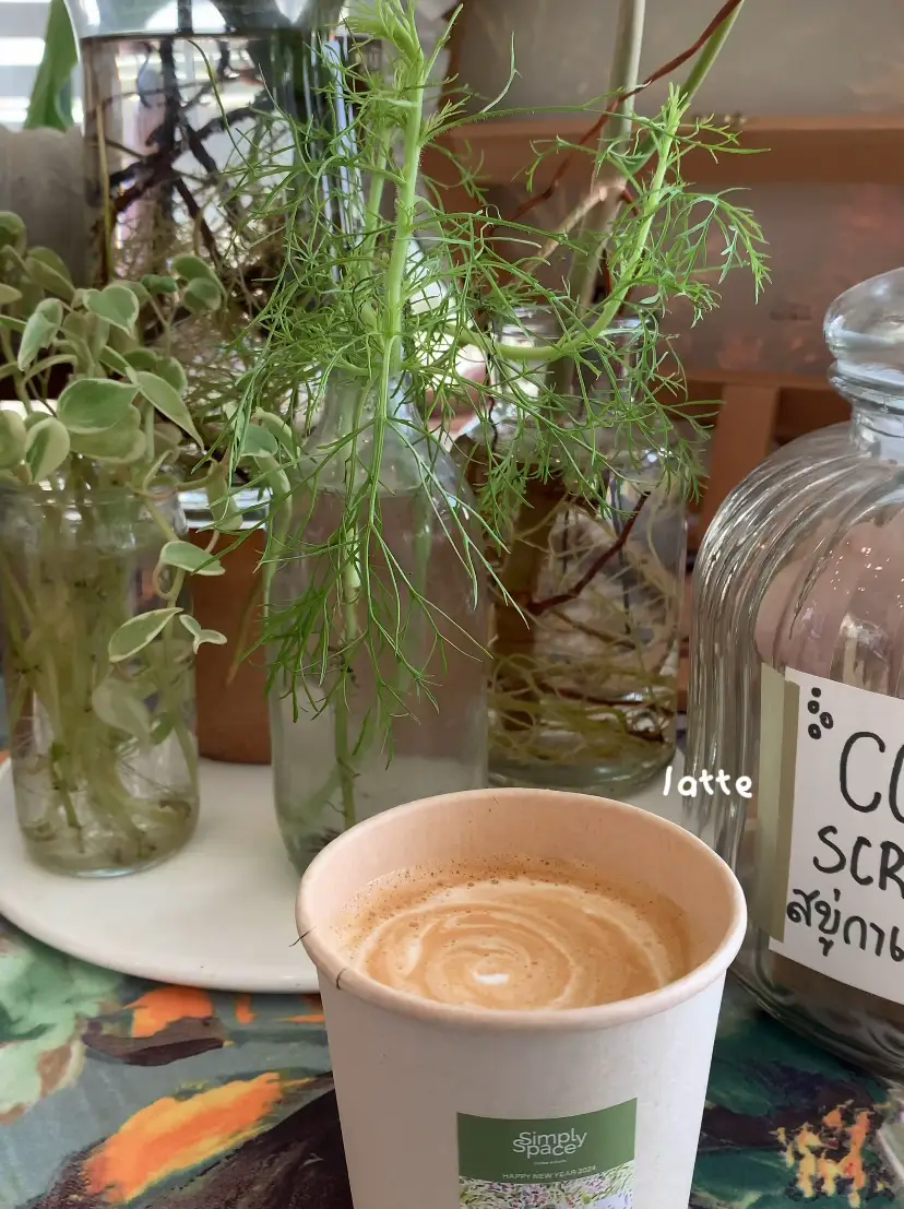 ร้านกาแฟที่มีงานศิลปะ simply space coffee 🌈 | แกลเลอรีที่โพสต์โดย N ...