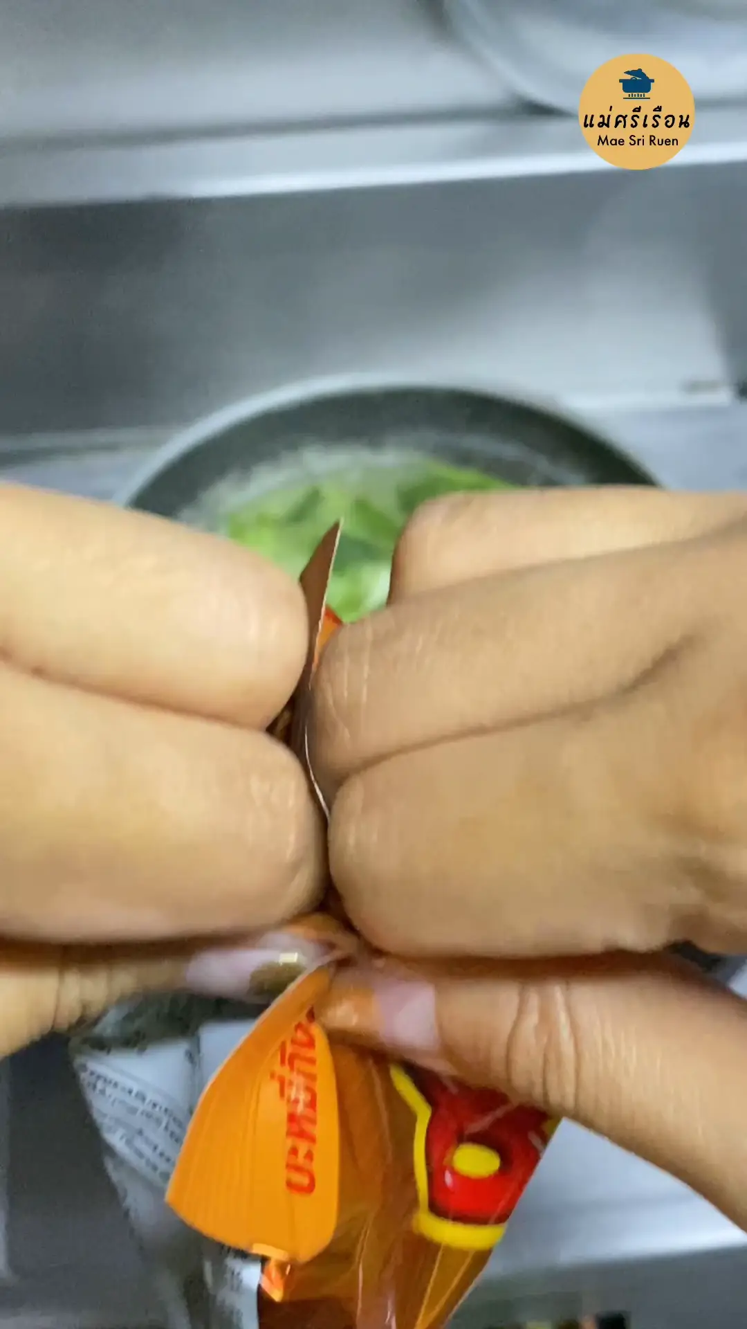 เมื่ออยากกินอะไรแซ่บๆตอนดึกๆ | วิดีโอที่เผยแพร่โดย eve eve eveeee | Lemon8