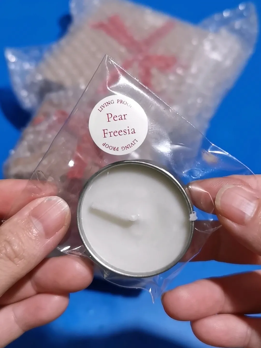 Unbox เทียนหอมคริสมาส | แกลเลอรีที่โพสต์โดย Tukta Diary | Lemon8