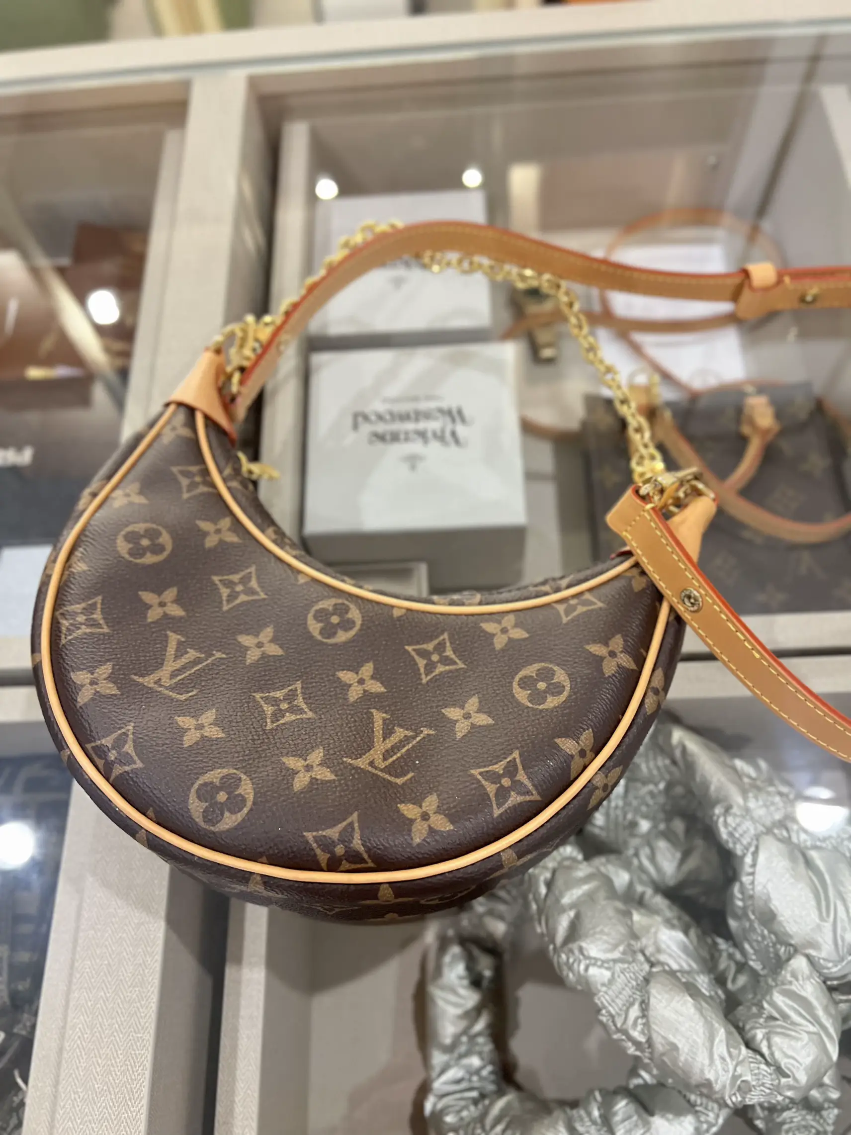 ลูกรัก LV Loop louis vuitton ป้ายยาแล้วนะ | แกลเลอรีที่โพสต์โดย แม่ก๊อ ...