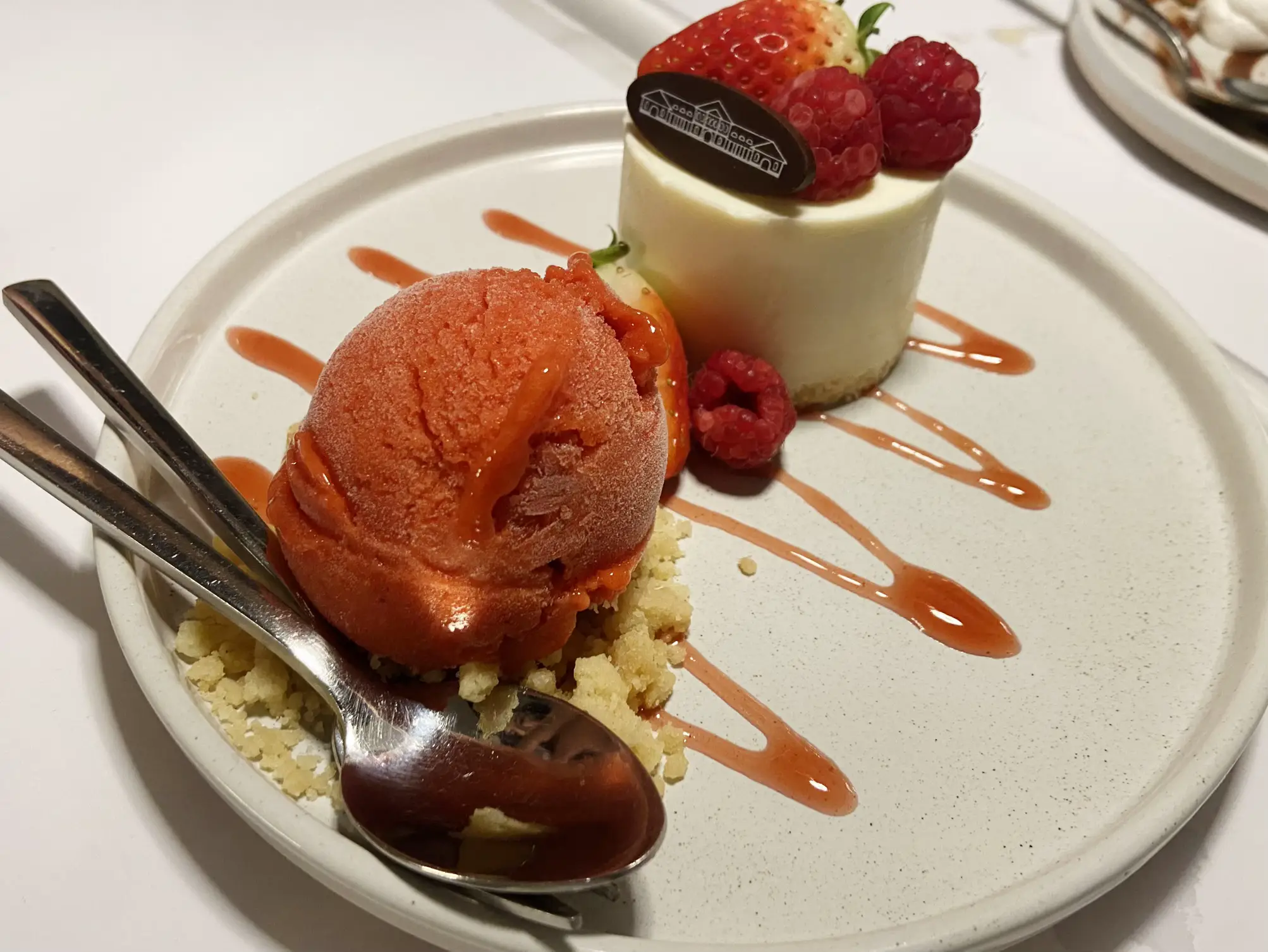 ร้านอาหาร ในบ้านเก่ากว่า100ปี ที่ภูเก็ต | แกลเลอรีที่โพสต์โดย Darin🧋 | Lemon8