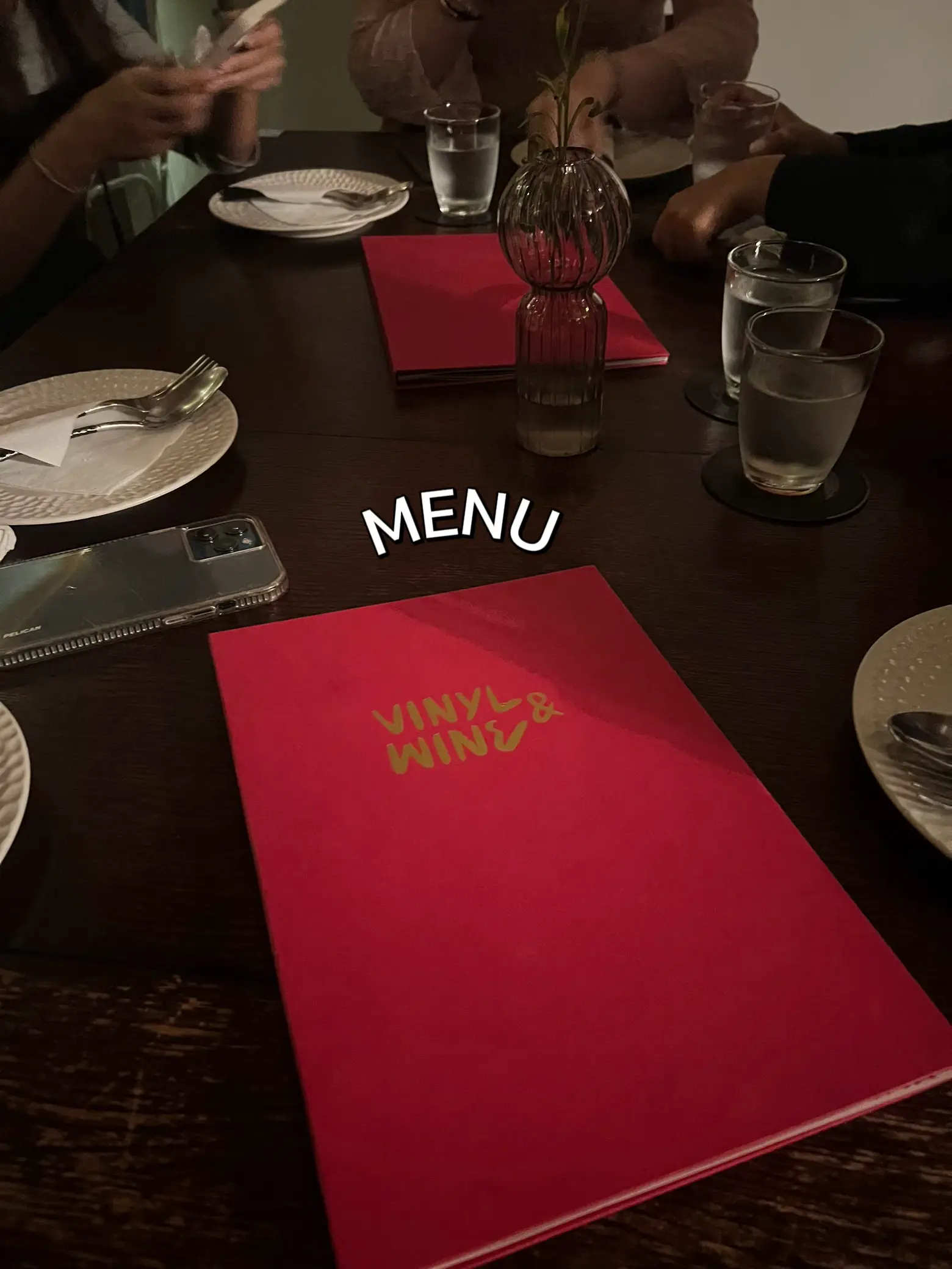 VINYL & WINE | ร้านไวน์เล็กๆ vibeดีๆ ในเชียงราย 💿🍷🍝 | แกลเลอรีที่โพสต์โดย preammier | Lemon8