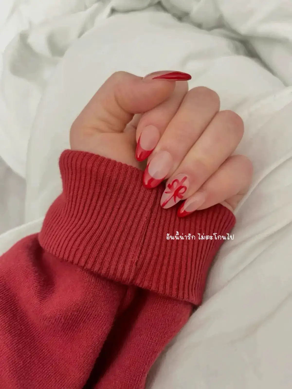 Red Nail With Cute Ribbon🎀 : Nail Idea 2024 🍋 | แกลเลอรีที่โพสต์โดย ...