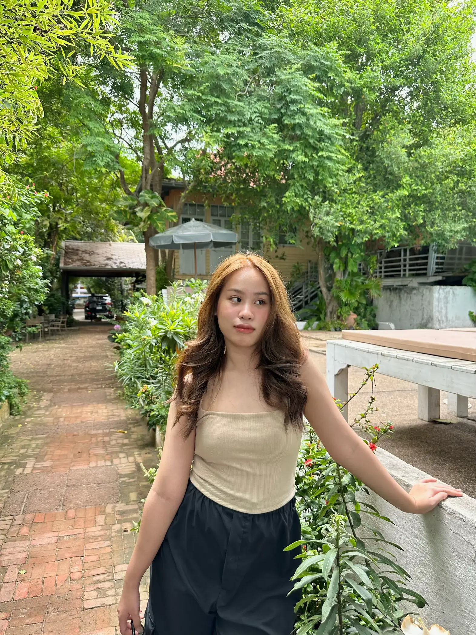 สีผมน้ำตาลเทาอ่อนสว่าง (Silky Ash) ของ Schwarzkopf 🤎 | แกลเลอรีที่โพสต์โดย Ponsinee lamlak | Lemon8