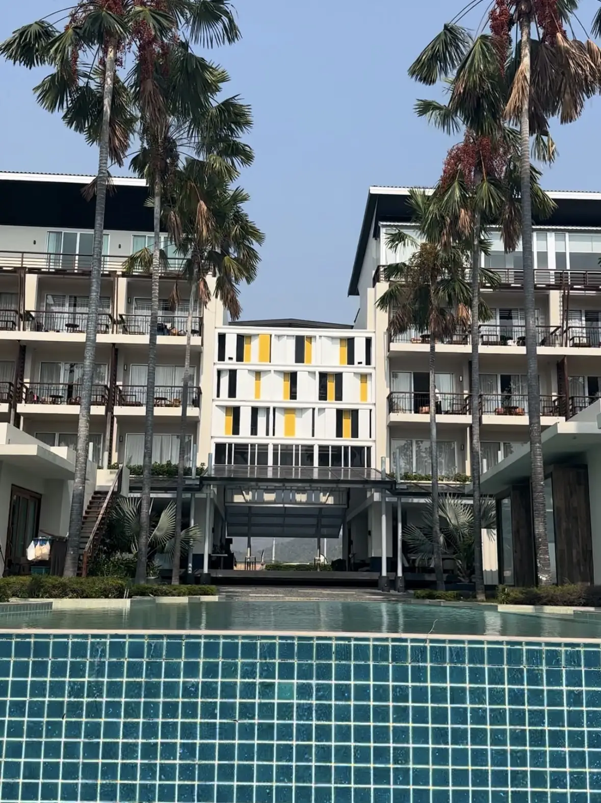 หนีไปพักใจ ที่พักเปิดใหม่ริมหาดหัวหิน🛖🍃 | แกลเลอรีที่โพสต์โดย ffah.b | Lemon8