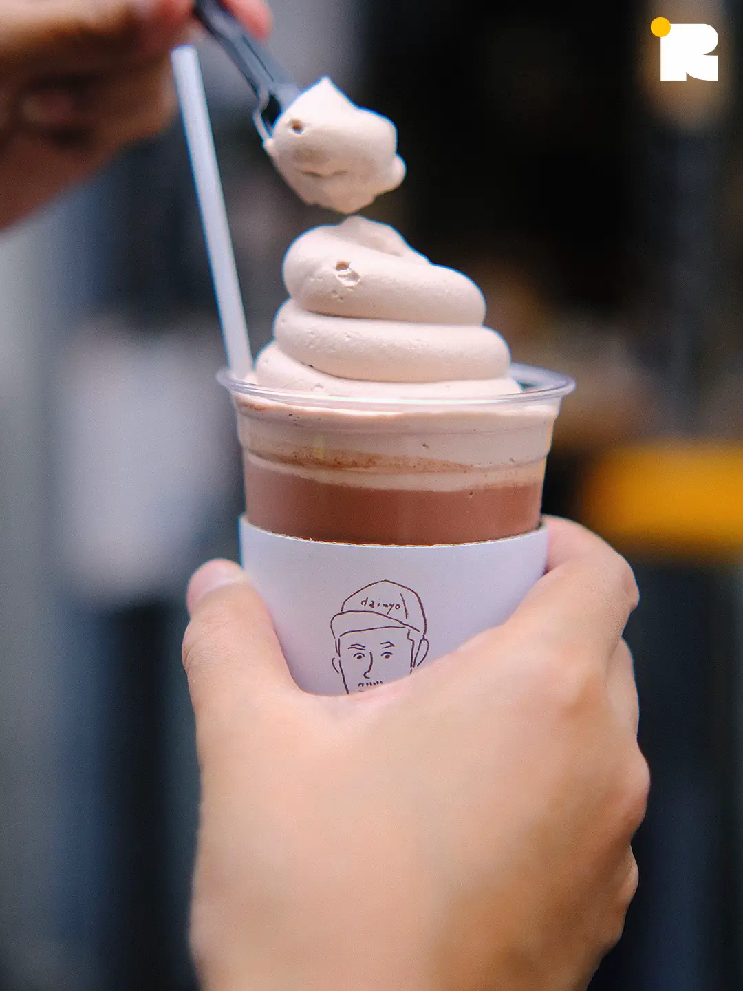 ดูเนื้อครีมมูสเนียน ๆ บนแก้วนี้ที่ Little Stand Daimyo นั่นสิ! | แกลเลอ ...