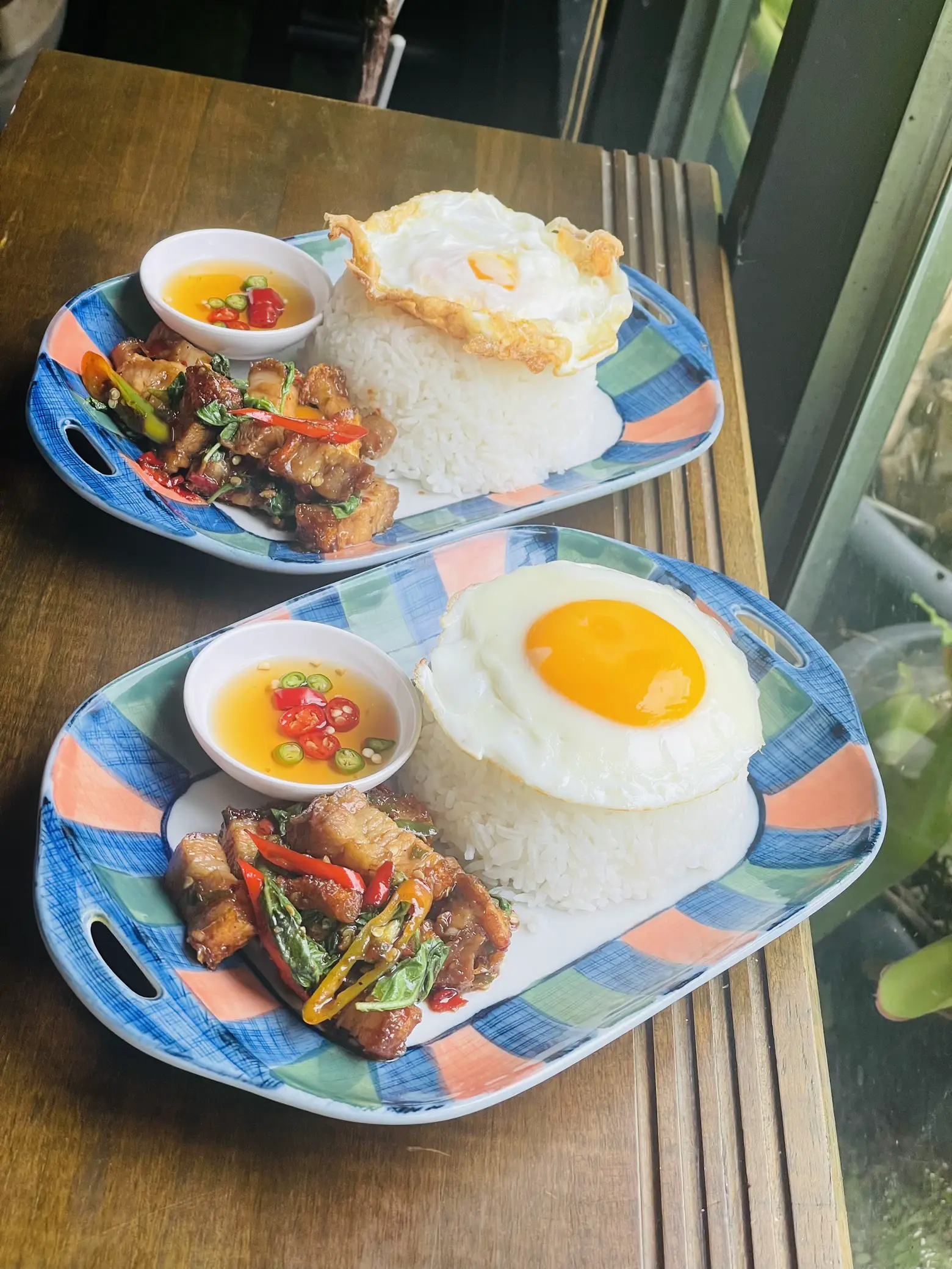 หมูกรอบที่จริงใจ🫶🏻 | แกลเลอรีที่โพสต์โดย Chanakan | Lemon8