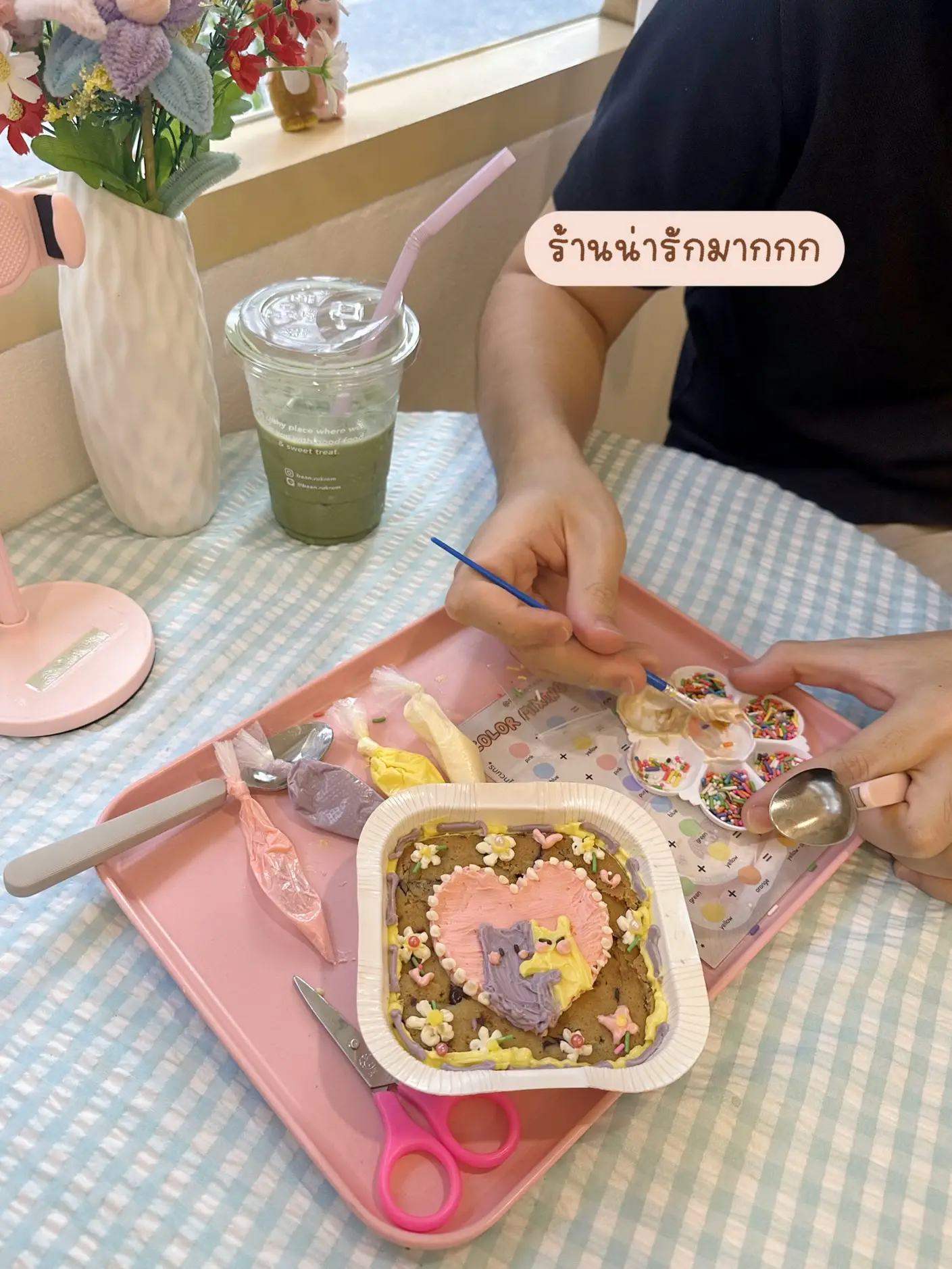พิกัดคาเฟ่แต่งหน้าเค้ก งบหลัก1xx ติดMRT🎀💫🧁 | แกลเลอรีที่โพสต์โดย Jeana_ps | Lemon8