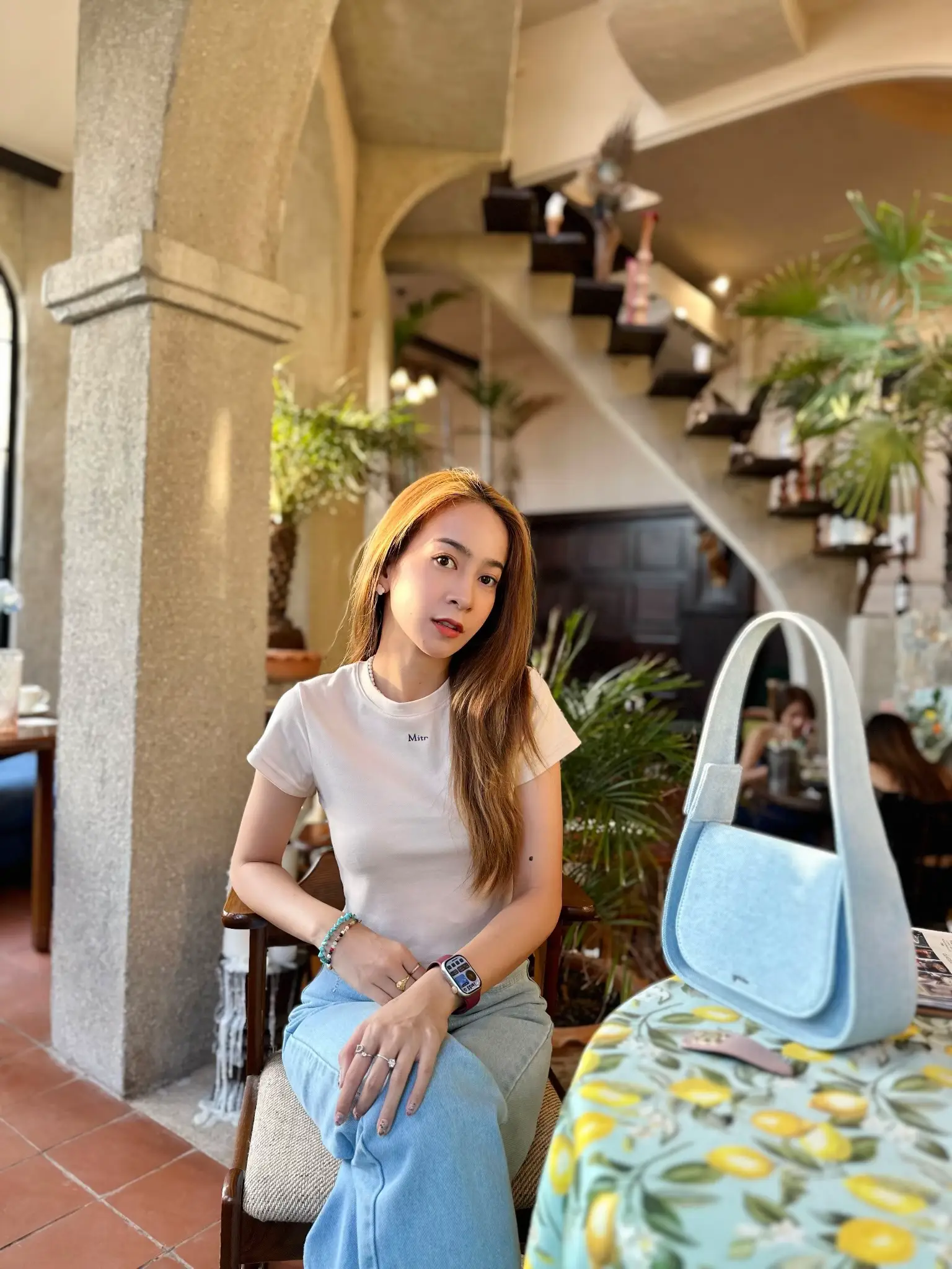 รีวิว เสื้อยืดตัวโปรด กับแบรนด์โปรด Mitr 🌹 | แกลเลอรีที่โพสต์โดย DAINA | Lemon8