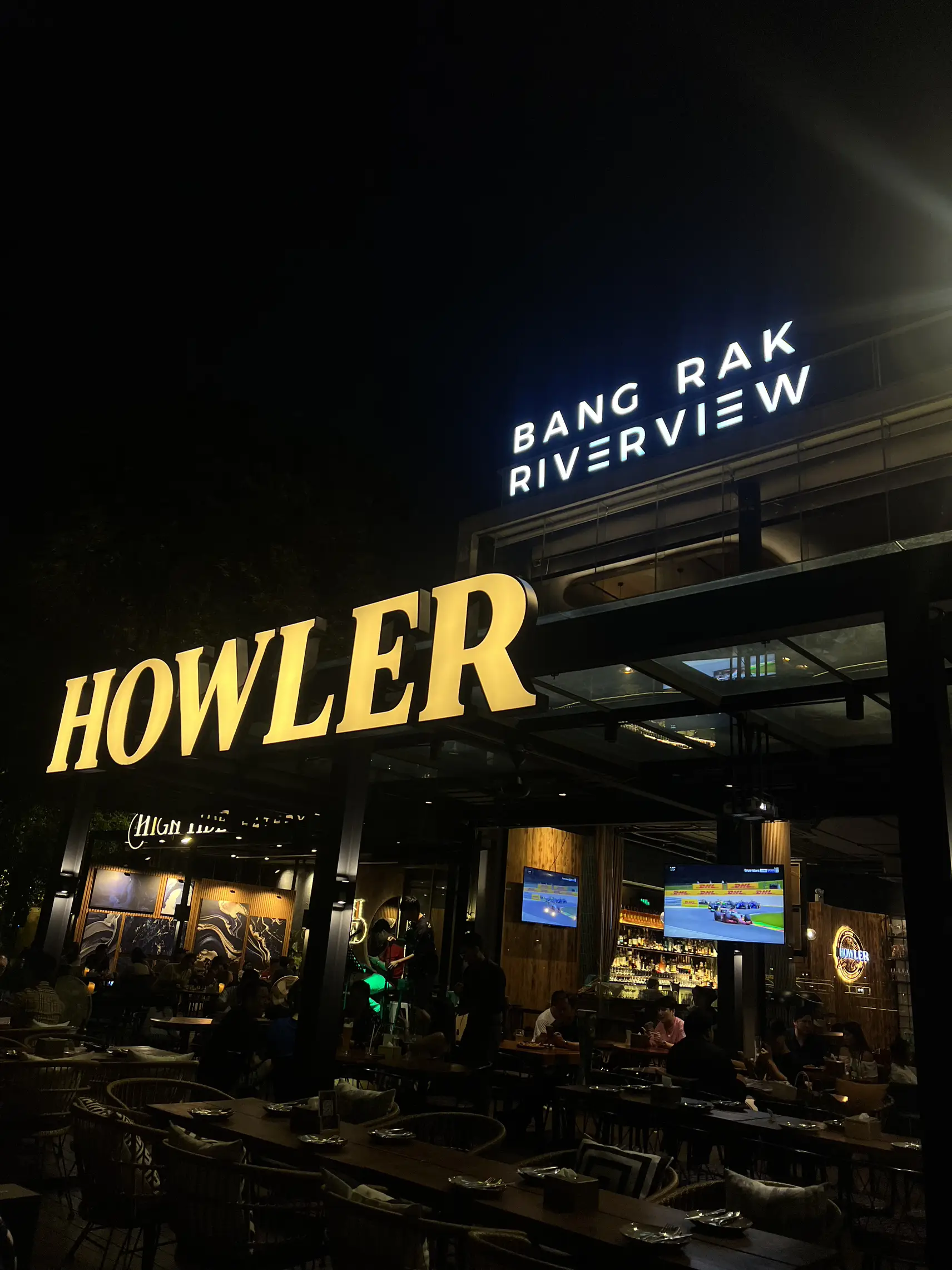 Howler Bar & Grill ร้านดินเนอร์ริมแม่น้ำเจ้าพระยา | แกลเลอรีที่โพสต์โดย ...