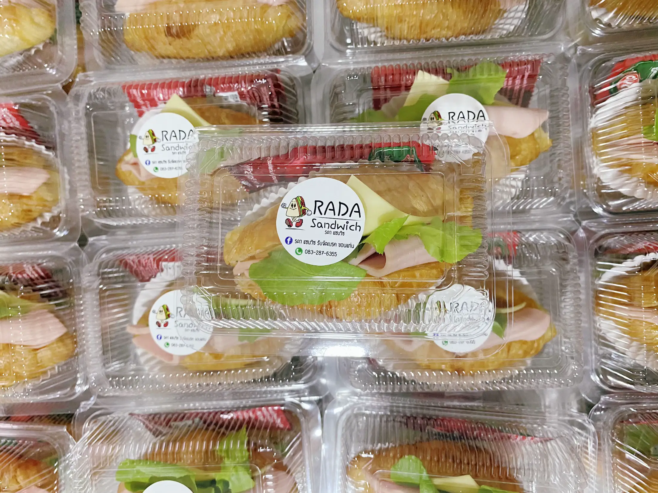 มินิครัวซองต์ | แกลเลอรีที่โพสต์โดย Yingnui S. | Lemon8