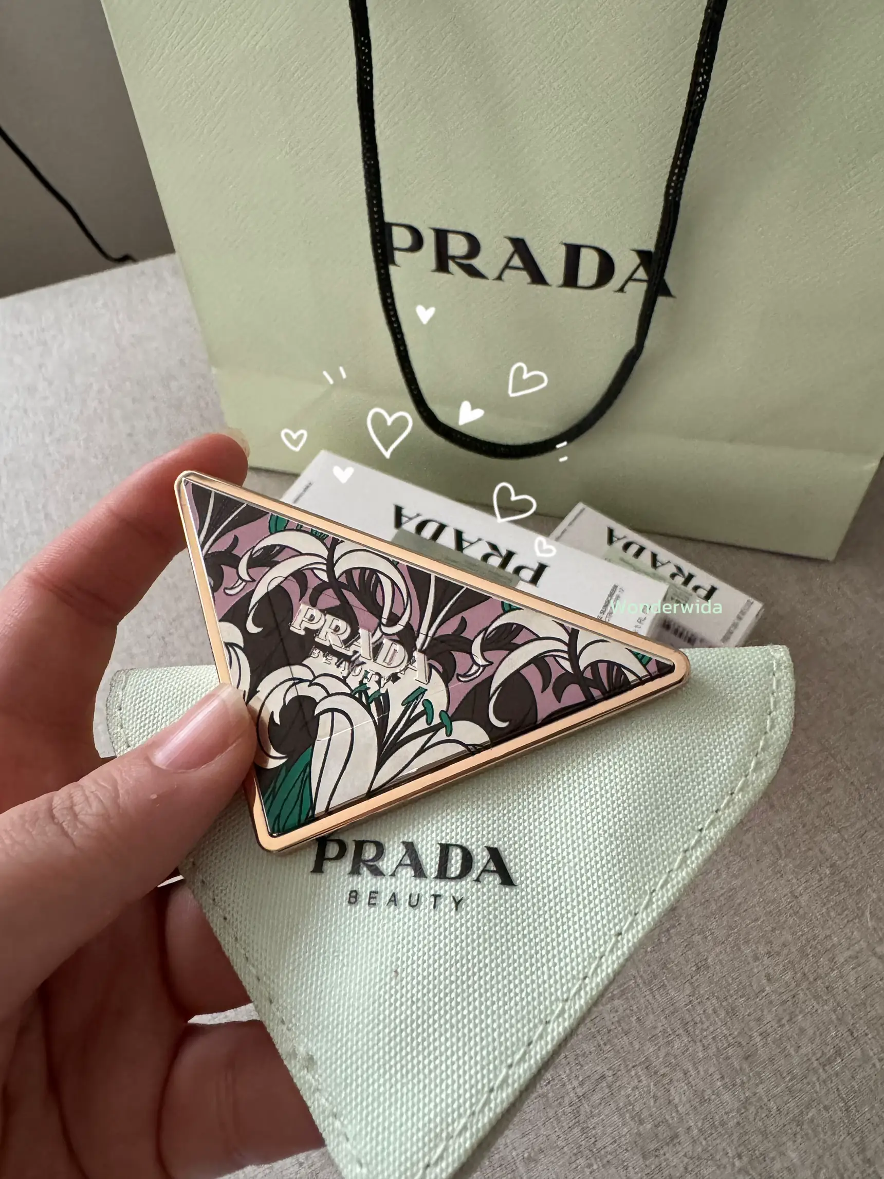 Prada Beauty | แกลเลอรีที่โพสต์โดย Wonderwida | Lemon8