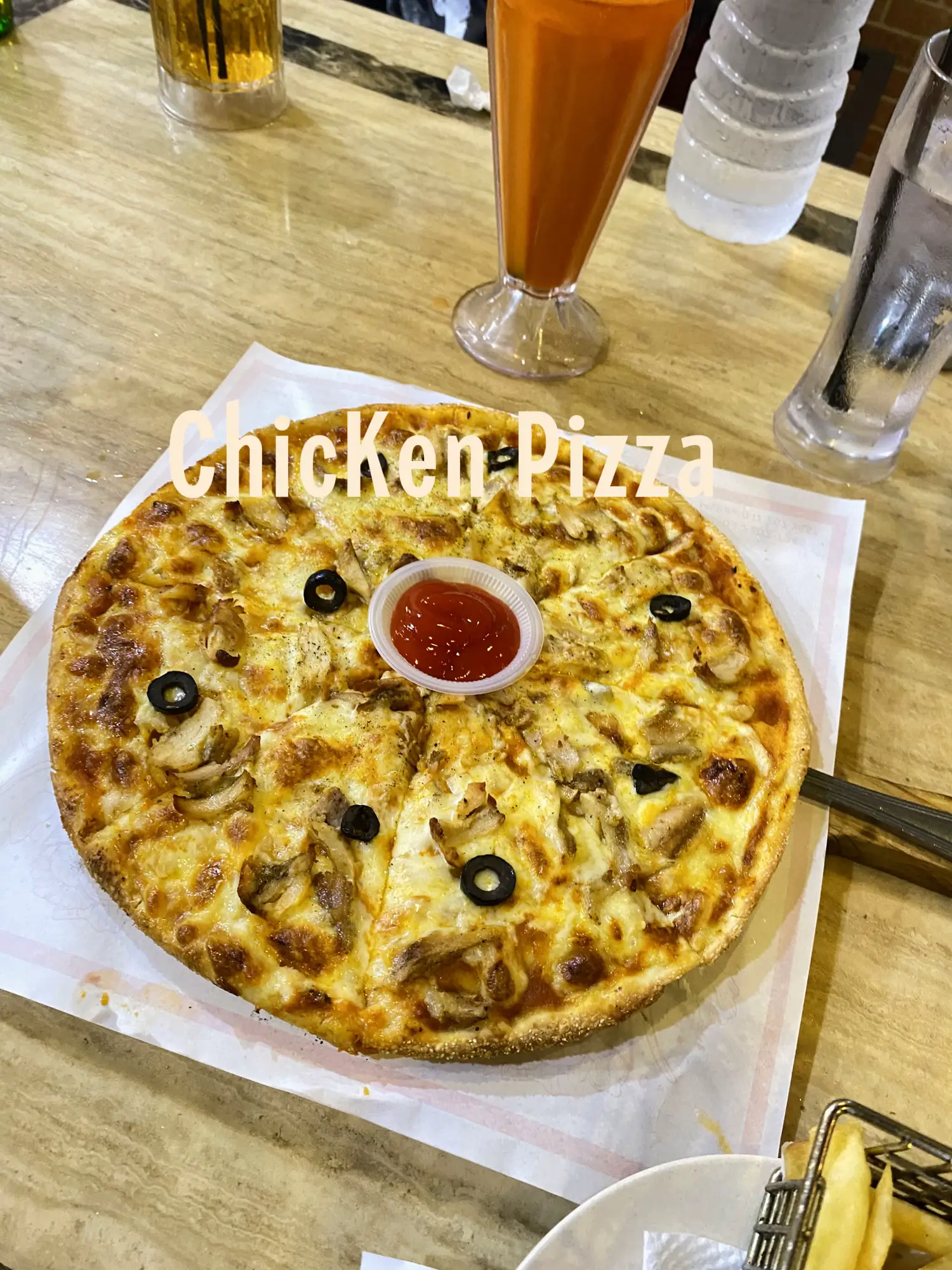 Perbedaan Quartza Pizza Dan Quartza Chicken - Pencarian Lemon8