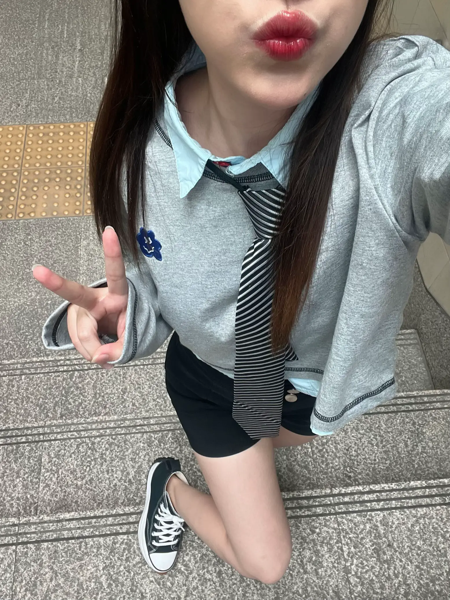 Ootd & Location Post 📍 ศูนย์ประชุมแห่งชาติสิริกิต์ | แกลเลอรีที่โพสต์โดย 𝑴𝒉𝒚𝒎𝒚𝒕𝒉 | Lemon8