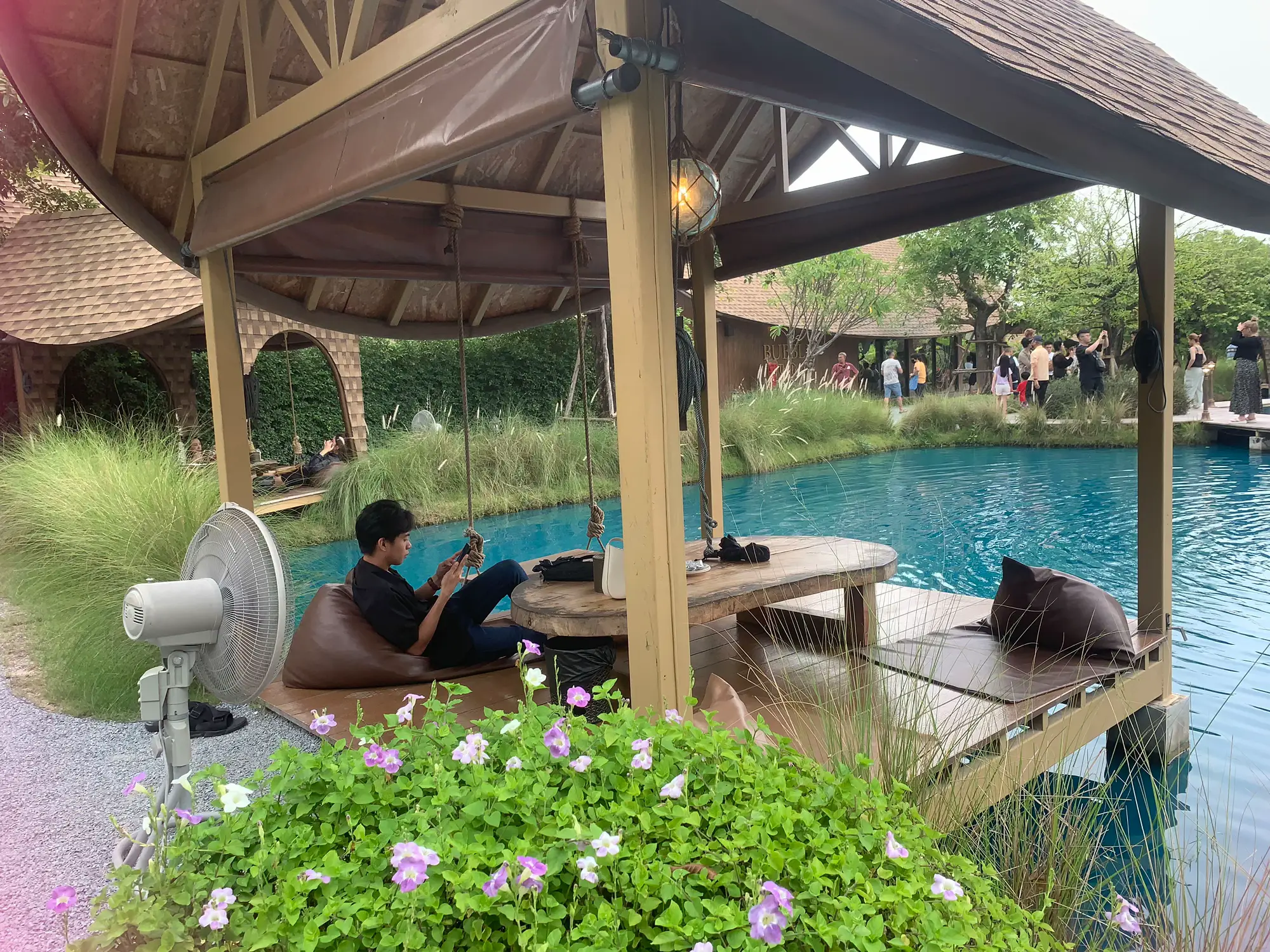 Bubble in the forest cafe🇹🇭 | Galeri disiarkan oleh keyreen | Lemon8