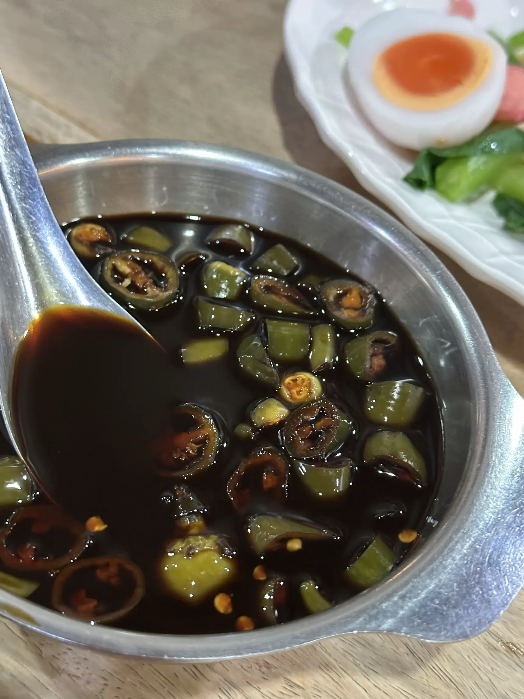 หาเจอล่ะ ข้าวหน้าเป็ดรสชาติ สมัยวันวาน | แกลเลอรีที่โพสต์โดย Eyes Style | Lemon8