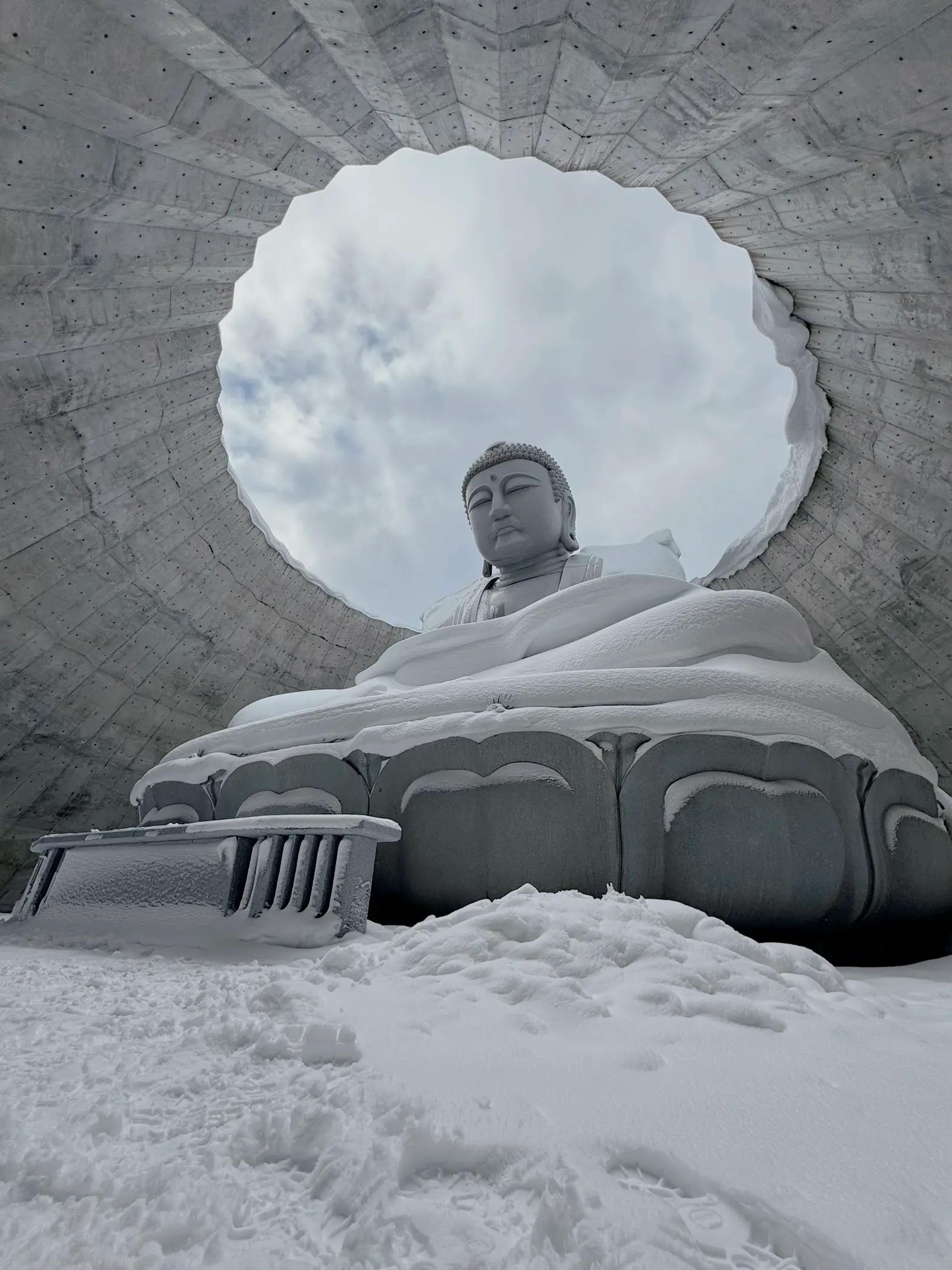 Hill of the Buddha,Sapporo | แกลเลอรีที่โพสต์โดย Viewvy 🧸 | Lemon8