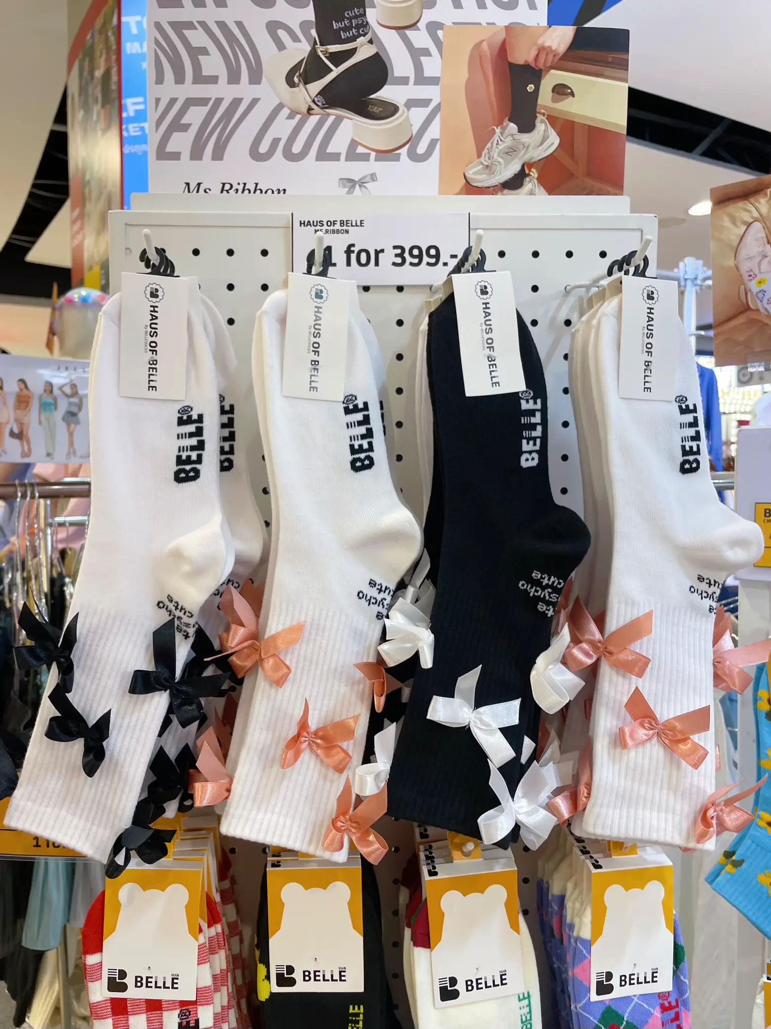 พาส่องถุงเท้าคอลเลคชั่นล่าสุด Belle Socks กันค่ะ 🧦🎀🩷🍄🐻 | แกลเลอรีที่โพสต์โดย อเวจีสีชมพู | Lemon8