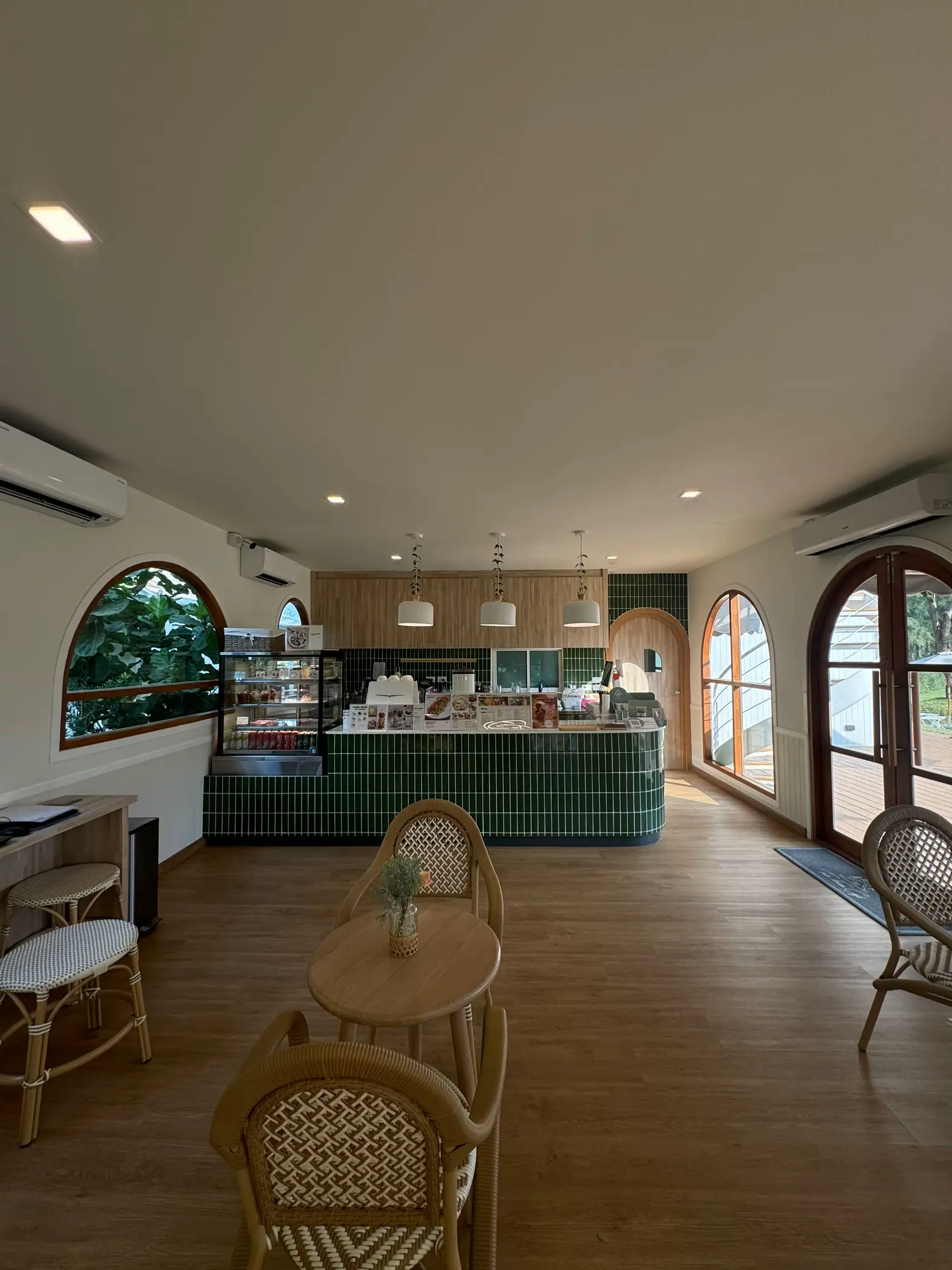 Trio Farm Cafe | คาเฟ่กาญจนบุรี ฟีลกู้ดมู้ดสงบ🌈🍃🦆 | แกลเลอรีที่โพสต์โดย ...