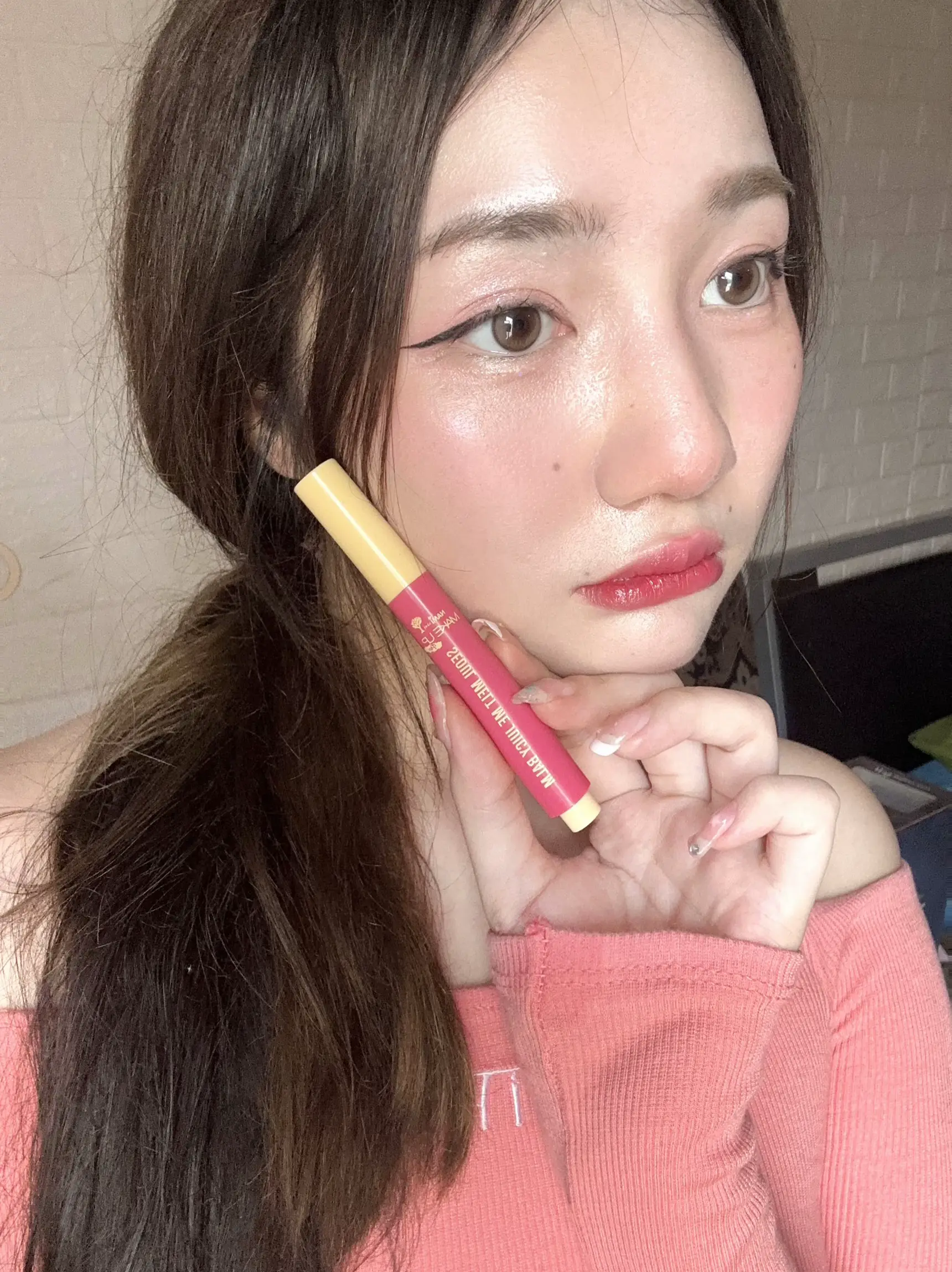 นามิเจ้าแม่ลิปซอง ออกลิปแท่งแล้วว 💄 | แกลเลอรีที่โพสต์โดย Rawisara | Lemon8