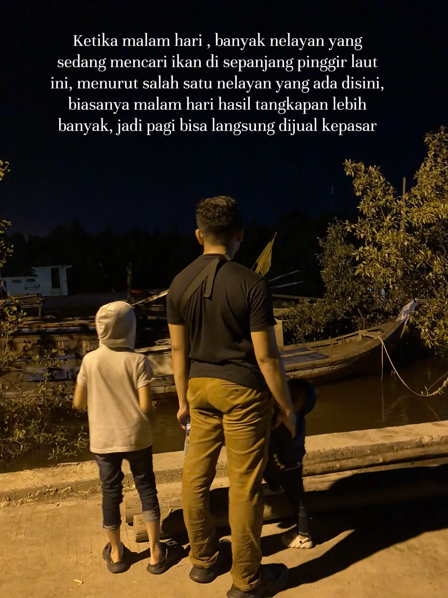 Pelabuhan TPI Dumai dimalam hari | Galeri diposting oleh Rinta | Lemon8