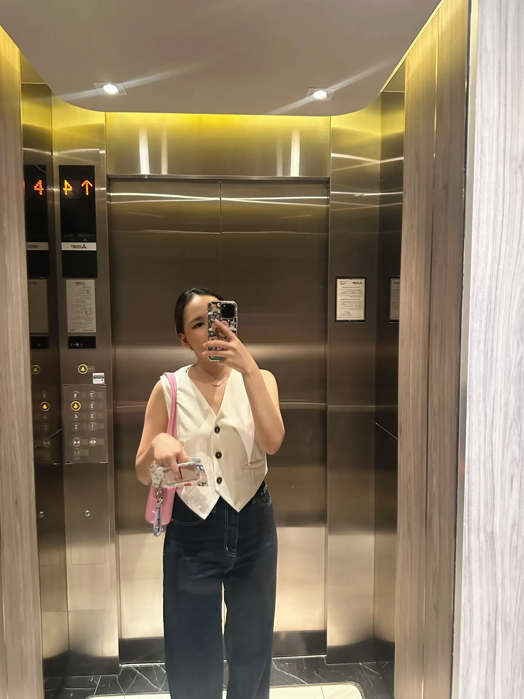 Office Looks —— แจกไอเดียแต่งตัวไปออฟฟิศ EP.2 | แกลเลอรีที่โพสต์โดย hello world | Lemon8