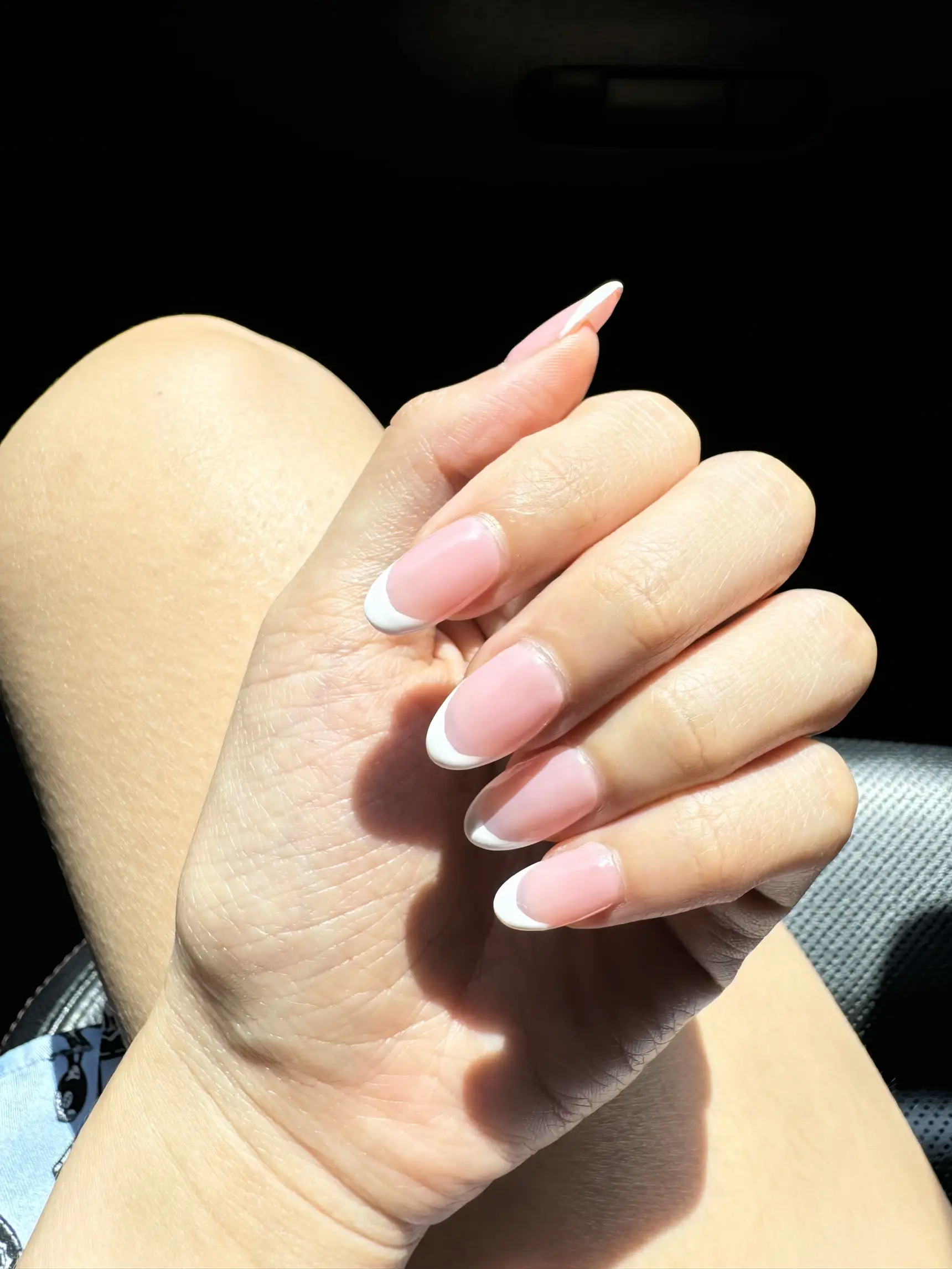 French Nail Theory ดึงดูดความโชคดี📍Alicia Nail & Lash | แกลเลอรีที่ ...