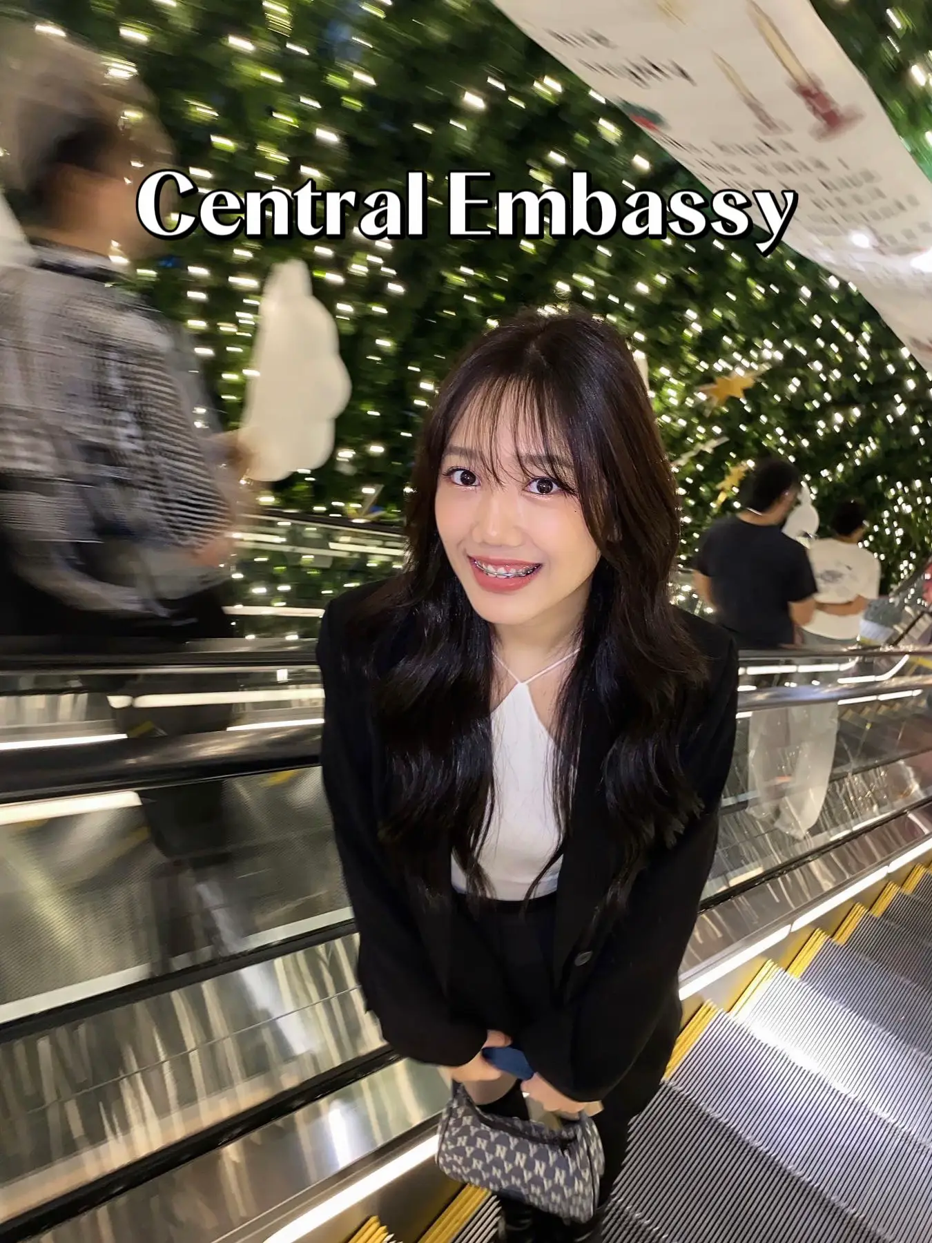 Central Embassy ไปถ่ายรูปกัน สวยมาก 🌟🎄 | แกลเลอรีที่โพสต์โดย BttK | Lemon8