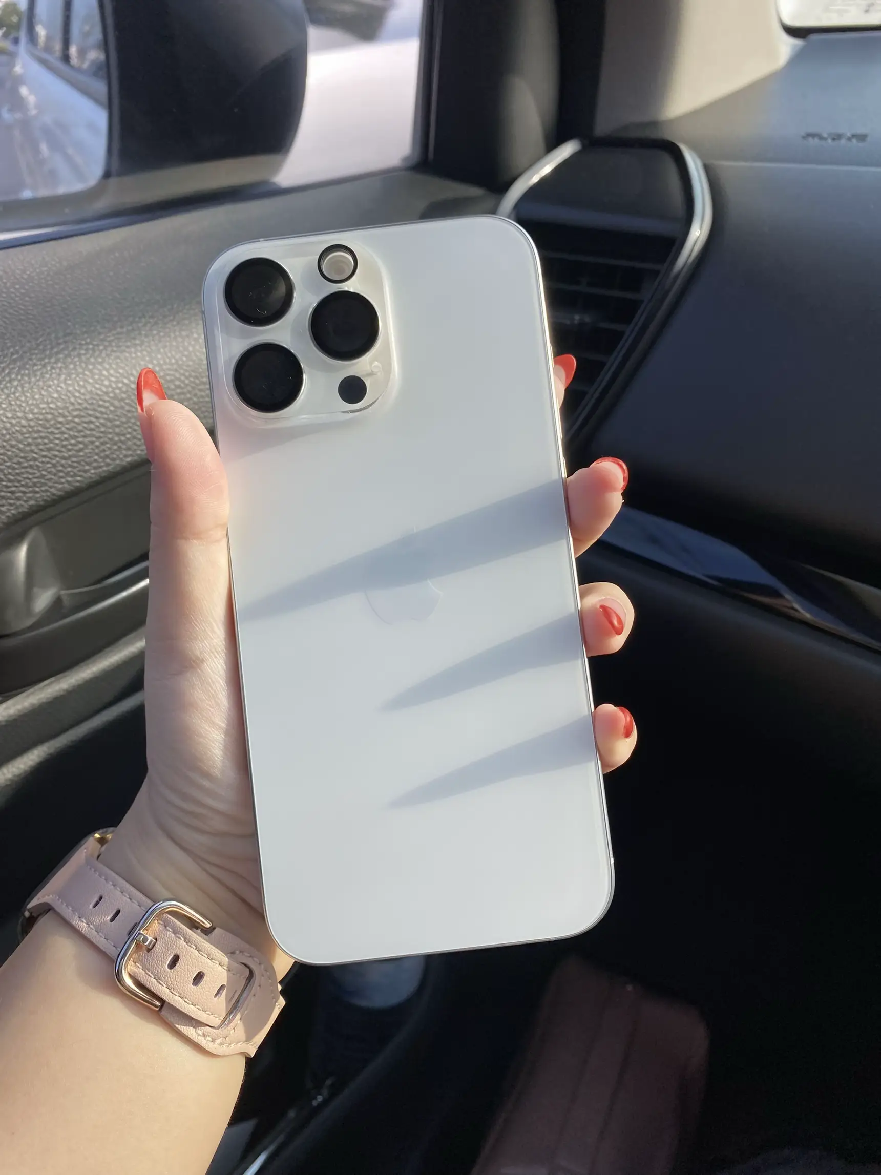 🤍 จาก Iphone 11 > Iphone 16 Promax White Titanium | แกลเลอรีที่โพสต์โดย ...