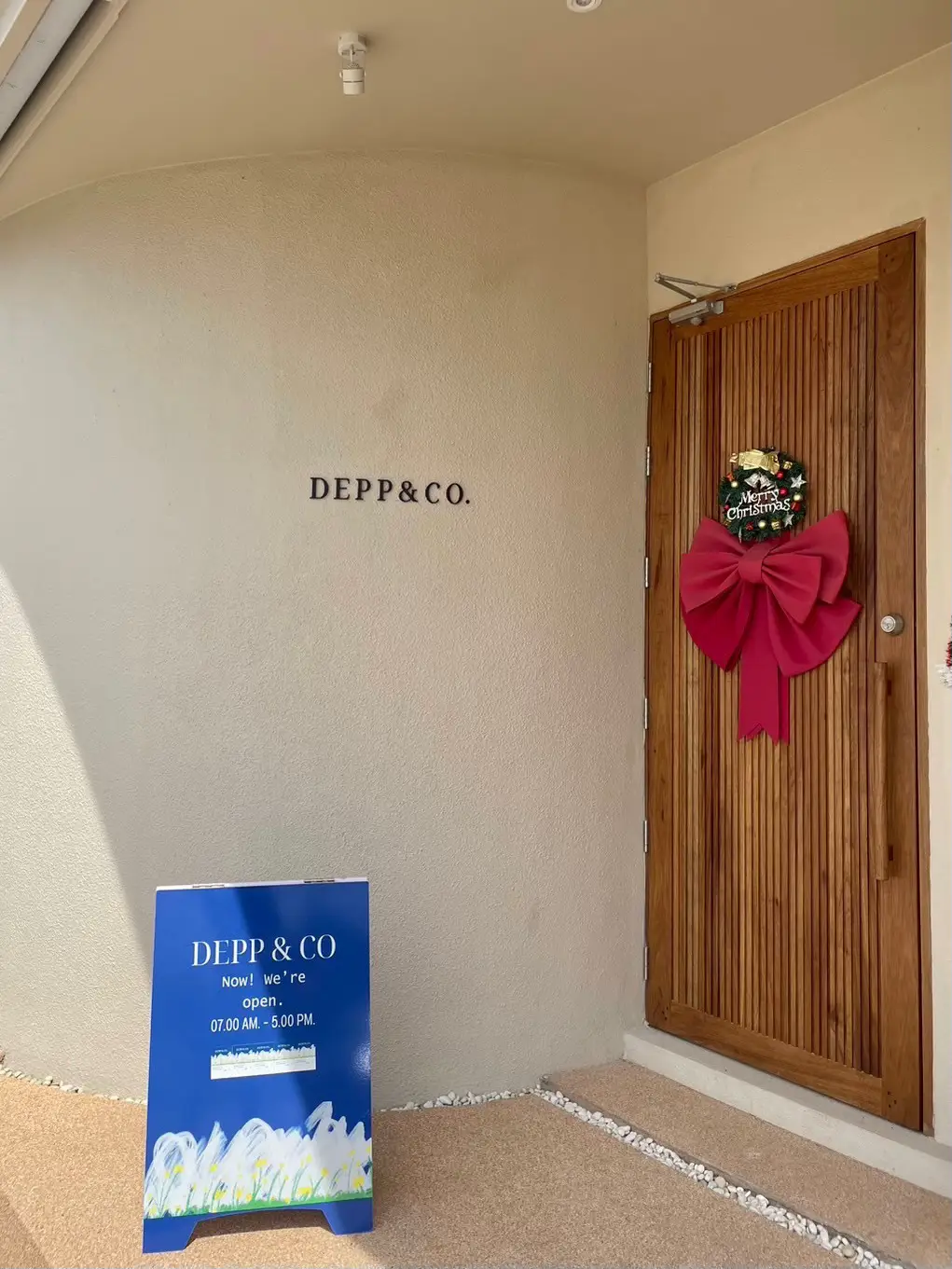 คาเฟ่เปิดใหม่สุราษฎร์ธานี | แกลเลอรีที่โพสต์โดย Mint sathita | Lemon8