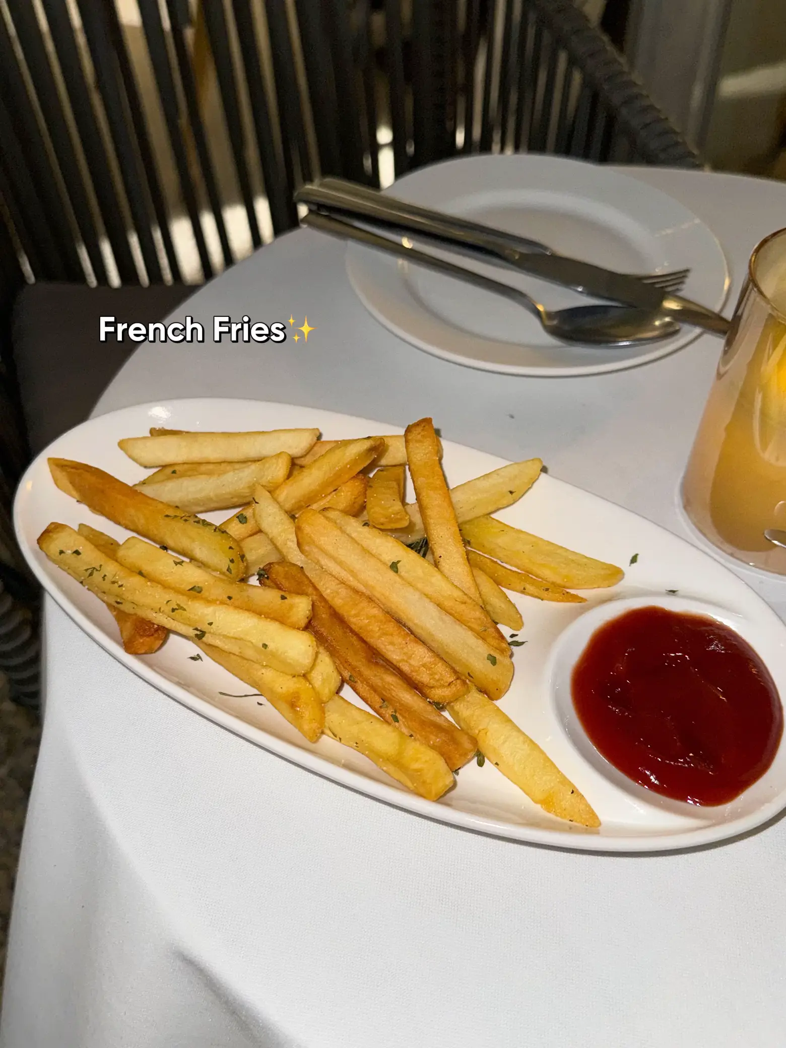 พิกัดร้านดินเนอร์ Feel like home🥂🍝 แค่ 4 แบงก์แดง!! | แกลเลอรีที่โพสต์ ...