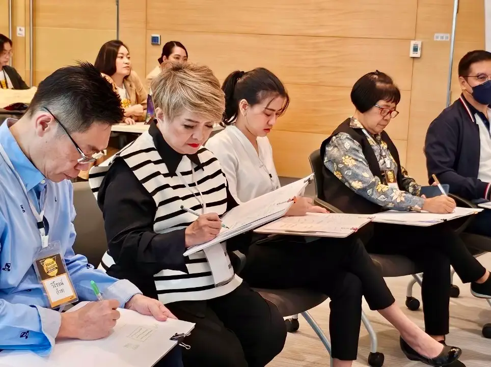 วันนี้น้ำมาเรียน “Visual Explain เล่าเป็น เห็นภาพชัด | แกลเลอรีที่โพสต์โดย Namfinance | Lemon8