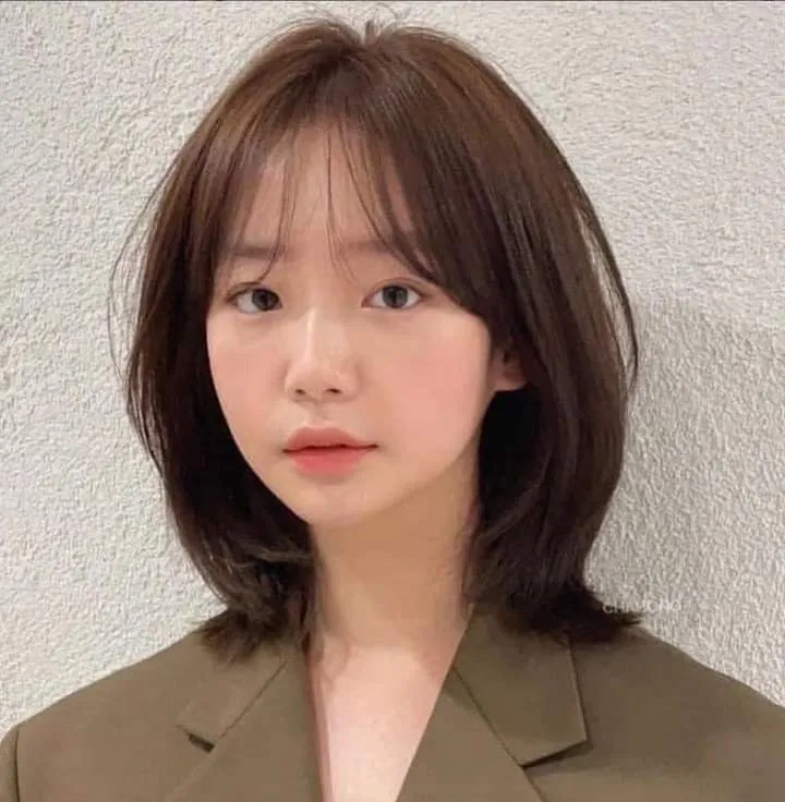 REFERENSI MODEL RAMBUT WANITA PENDEK ALA KOREA | Galeri diposting oleh ...