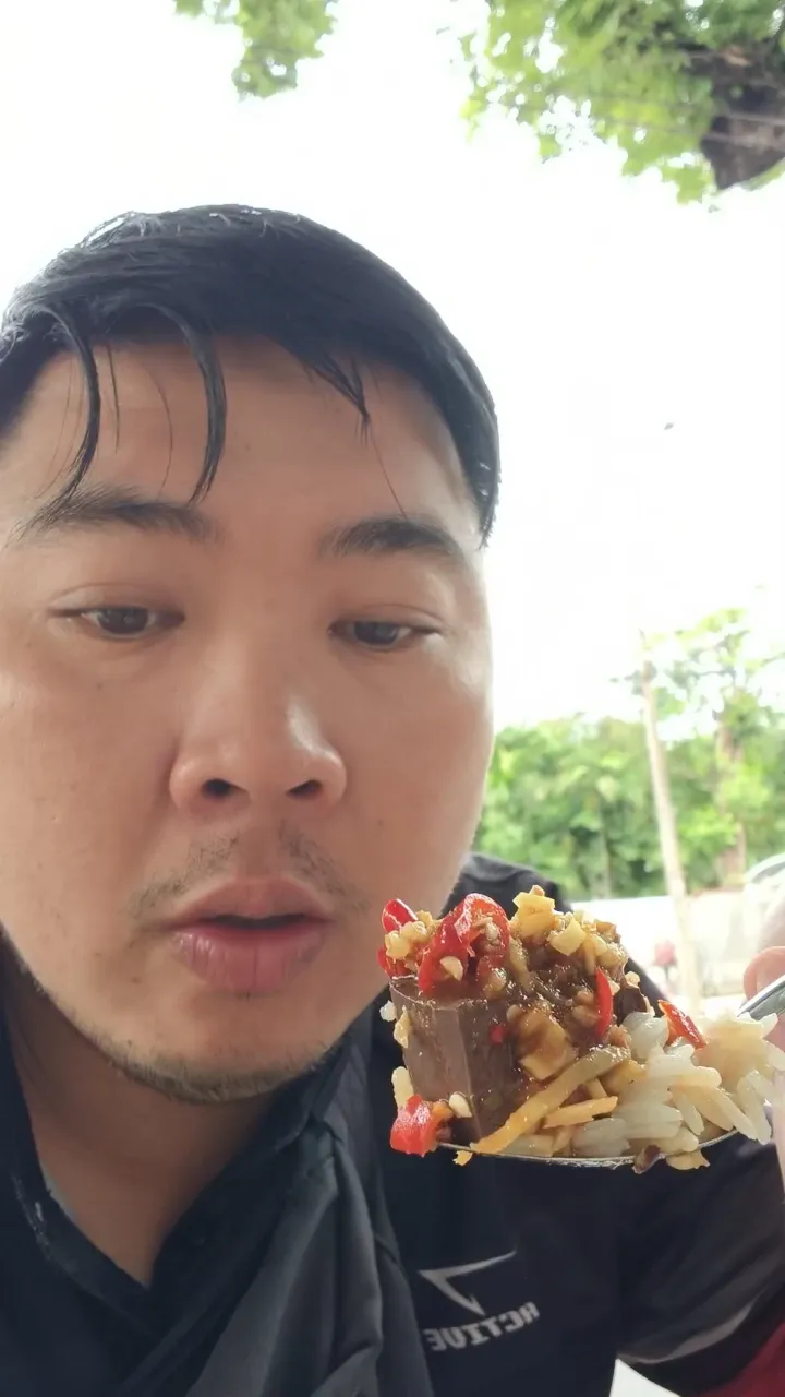 ข้าวมันไก่แสนอร่อย | วิดีโอที่เผยแพร่โดย Jun_Nattaporn | Lemon8