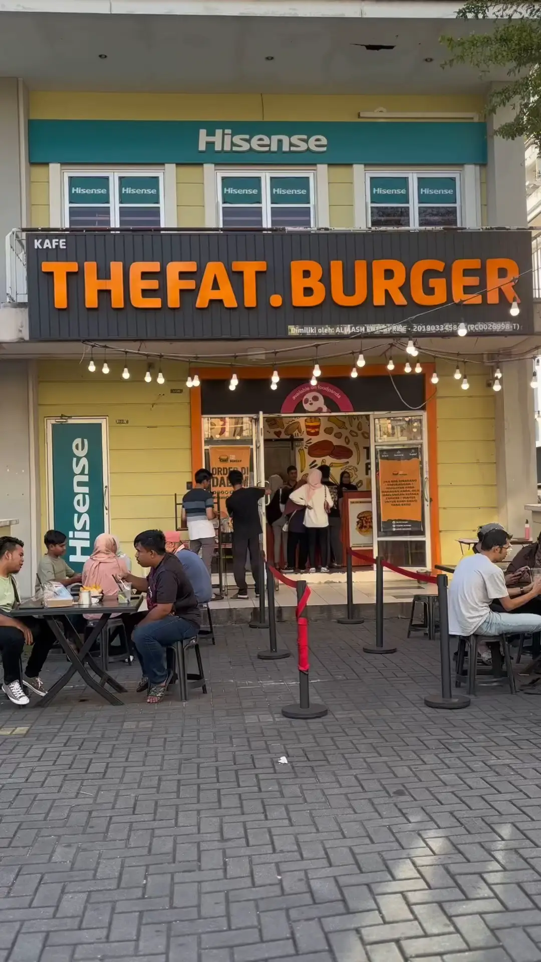 📍The Fat.Burger, Bayan Baru Penang | Video diterbitkan oleh Foodie’s ...
