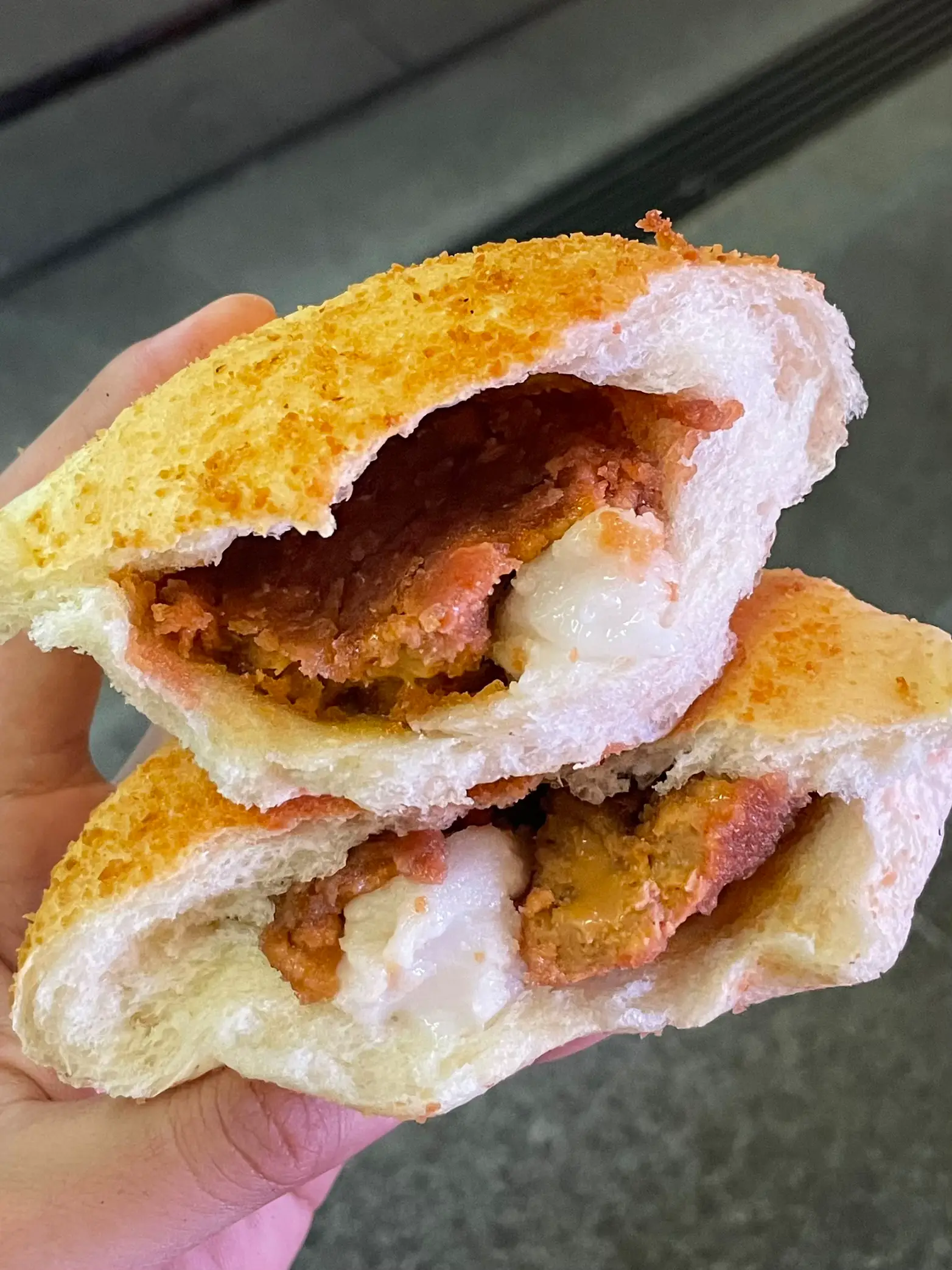 famous mochi breads worth the hype?! 🫨 | Gallery posted by yumnomss | Lemon8