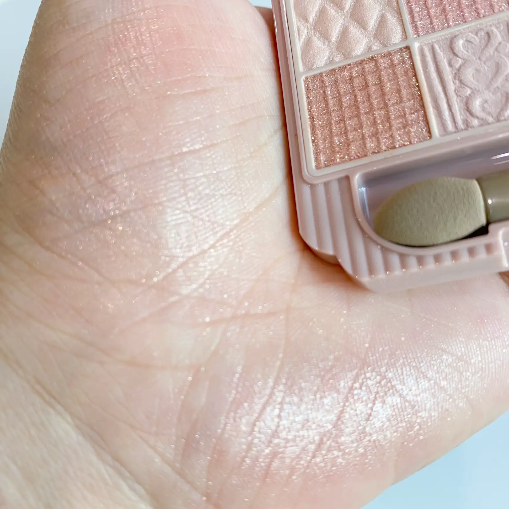 พาเลท Canmake ออกใหม่ สวยมากกกก 💖 | แกลเลอรีที่โพสต์โดย callmejingz | Lemon8