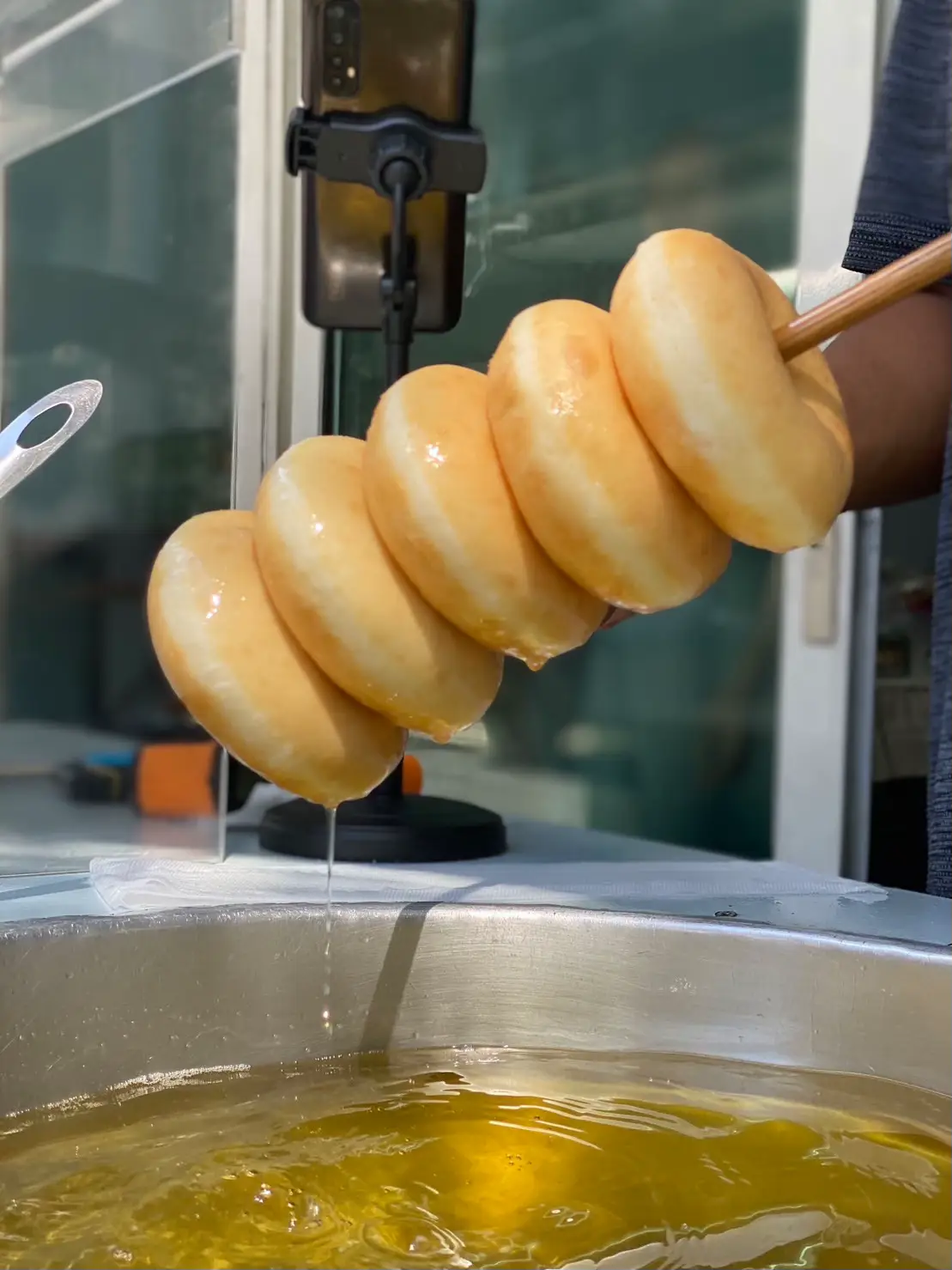 โดนัทเนื้อนุ่ม 🥯 ชาซีลอนเข้มข้น | แกลเลอรีที่โพสต์โดย Muslim Donut | Lemon8