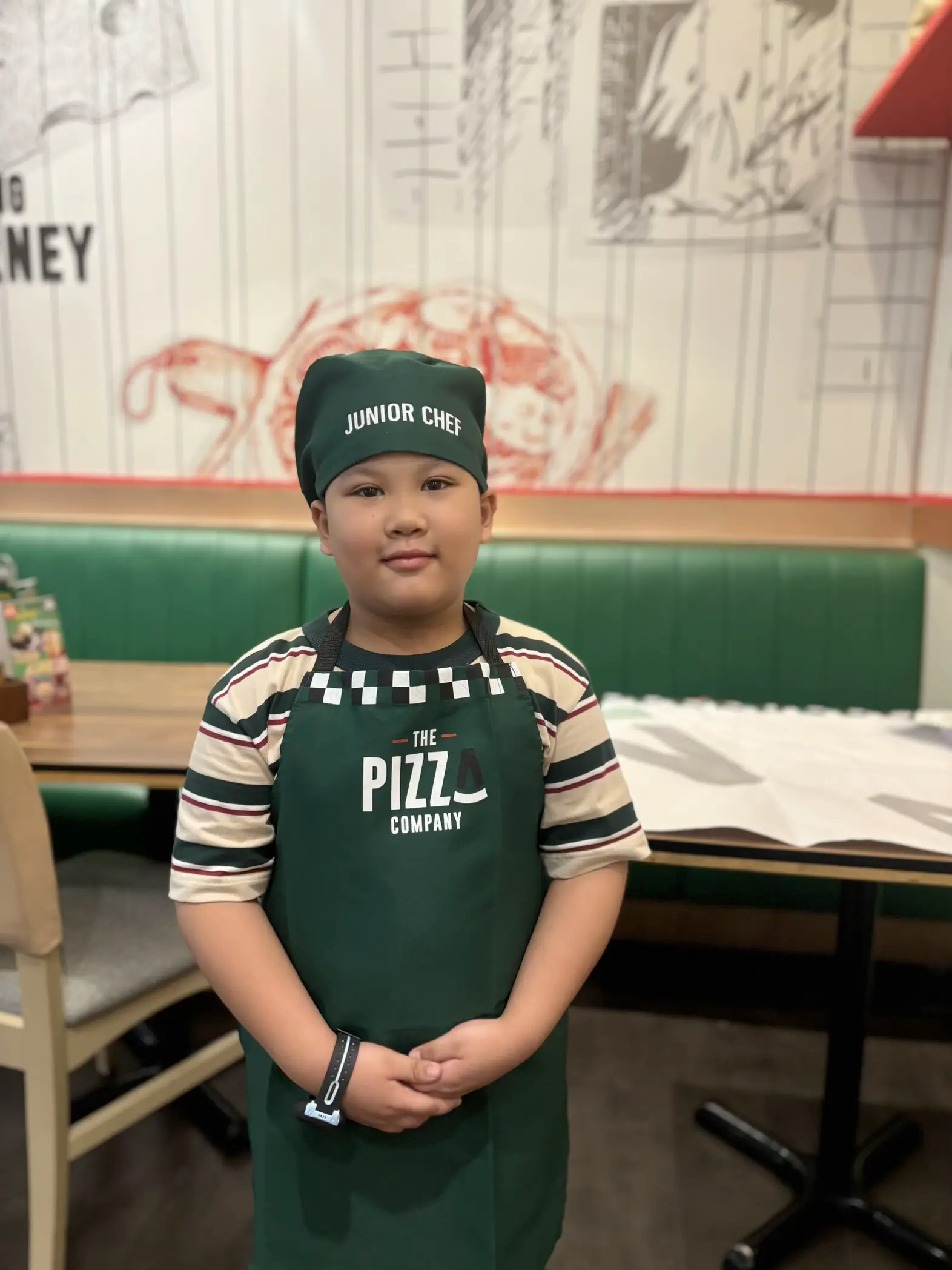 Junior chef at the pizza company | แกลเลอรีที่โพสต์โดย Charming Chama | Lemon8