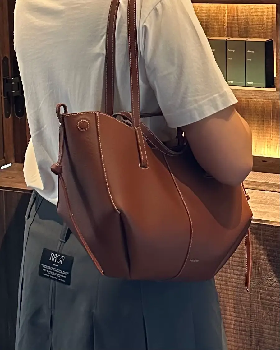 Polene Cyme mini bag | แกลเลอรีที่โพสต์โดย MINDCHAY | Lemon8