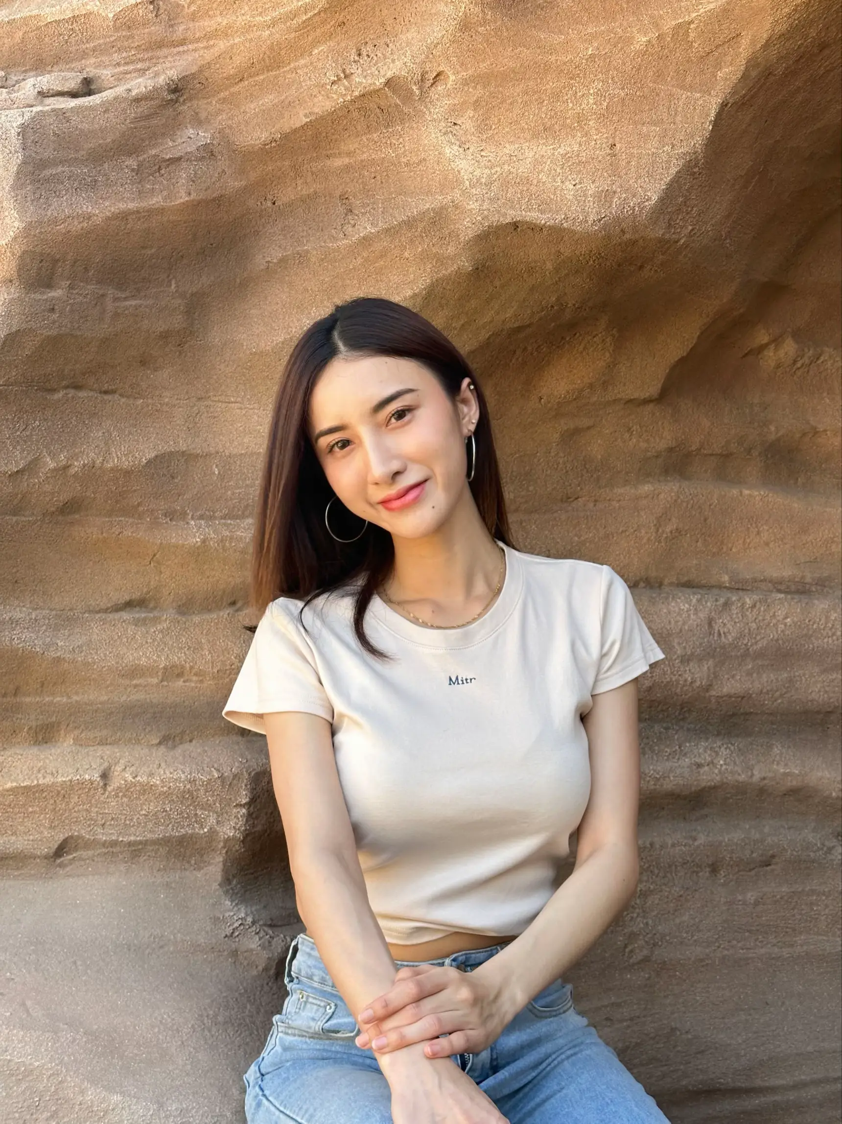 เสื้อยืดที่ทุกคนต้องมี Mitr | แกลเลอรีที่โพสต์โดย Puttarika | Lemon8