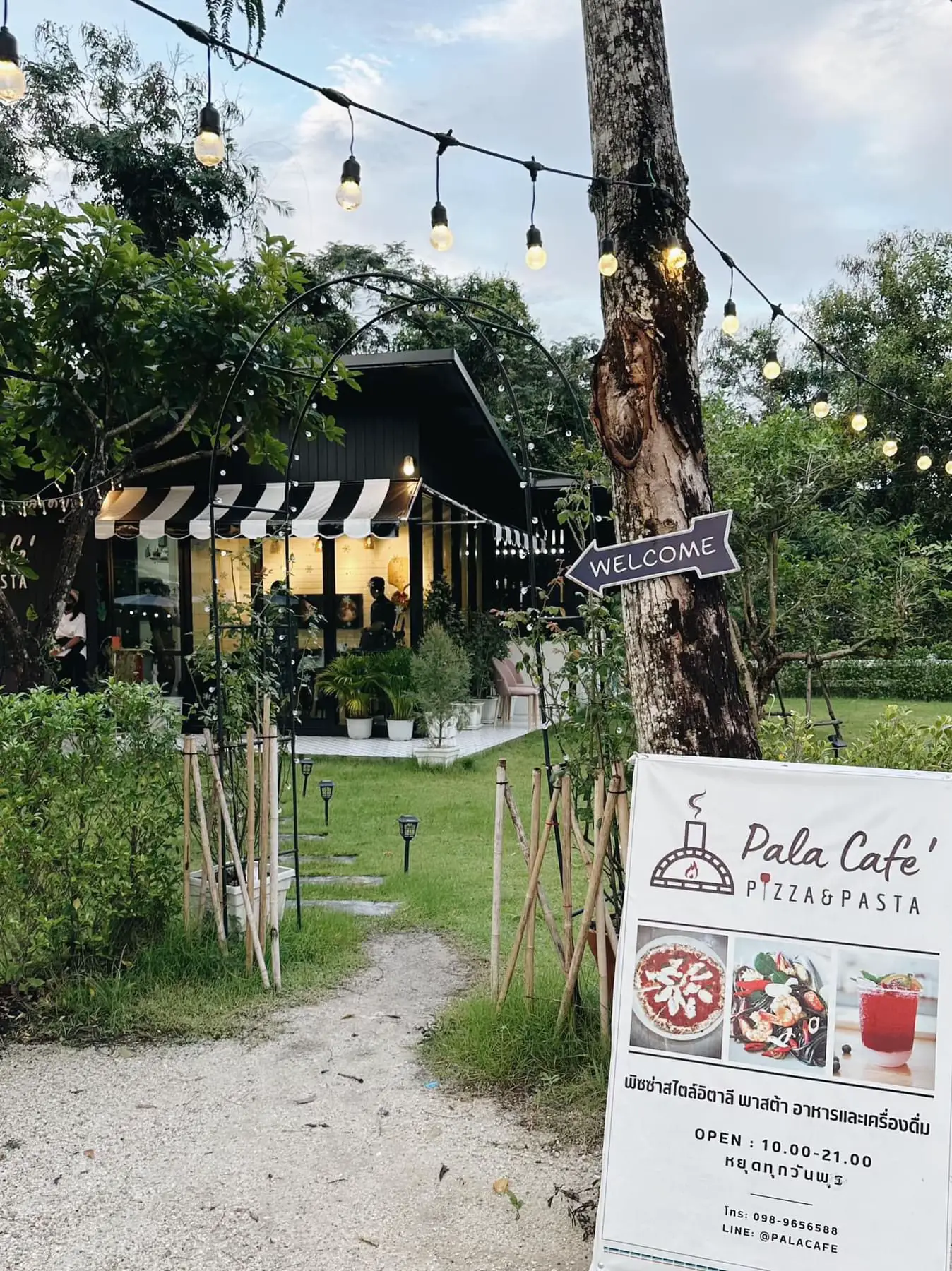 Pala Cafe‘ Pizza & Pasta ม.วลัยลักษณ์ 📍 | แกลเลอรีที่โพสต์โดย CafeHoppingNST | Lemon8